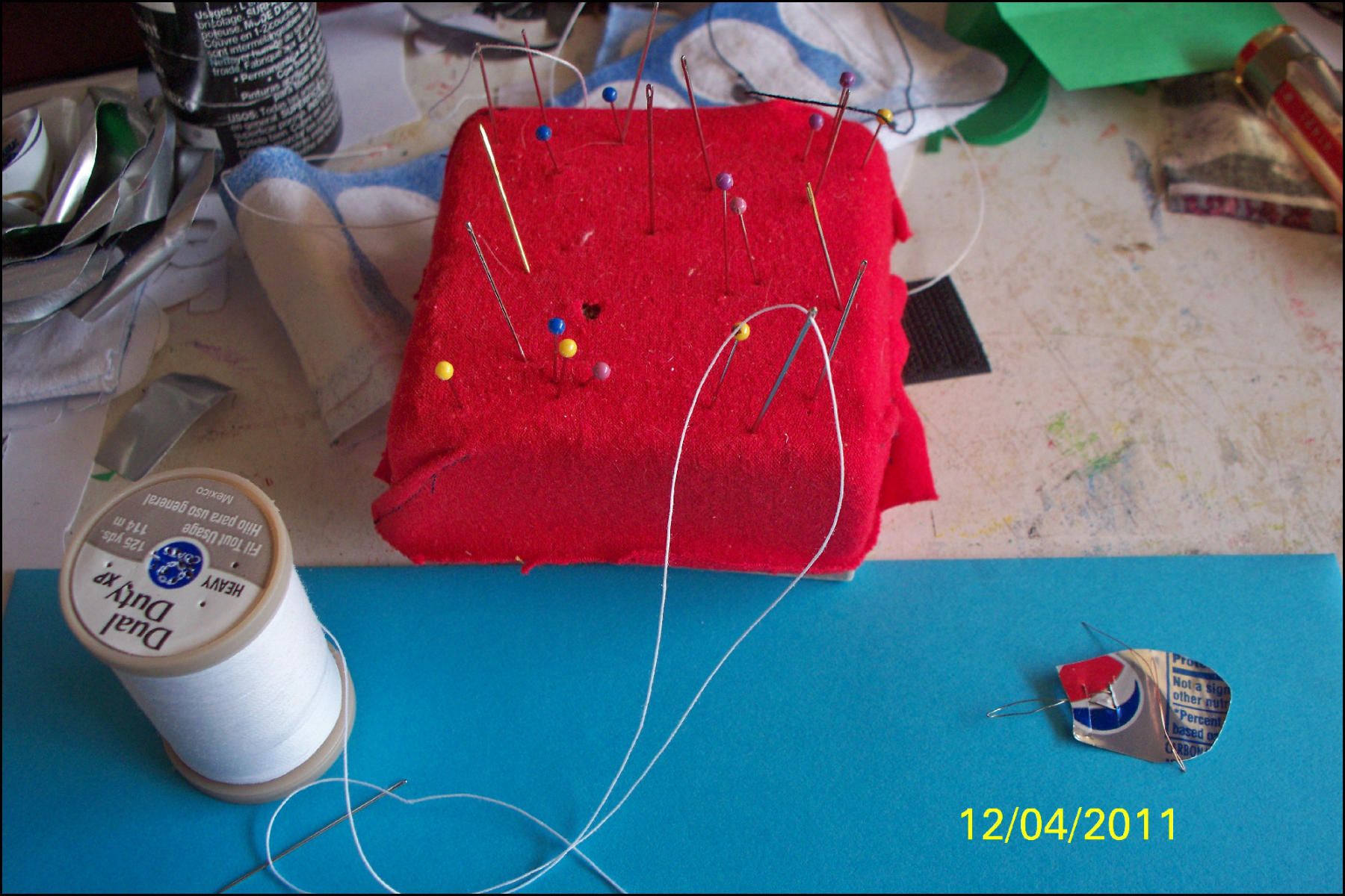 Make Your Own Needle Threader : 5 Steps (with Pictures) - Instructables