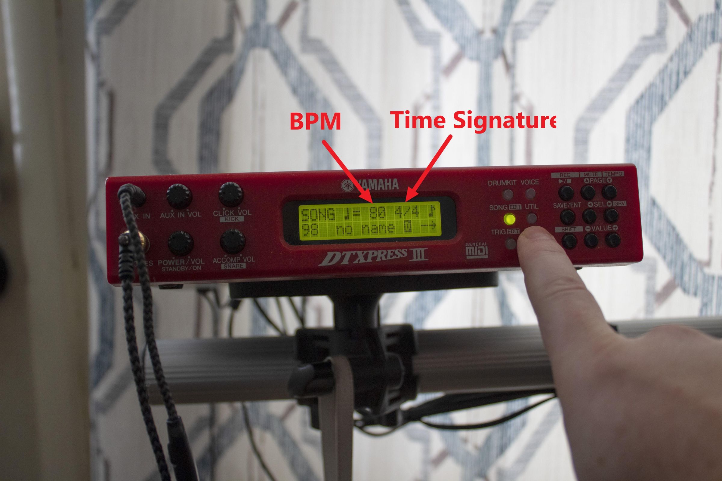 How to Play a 4/4 Drum Beat : 10 Steps (with Pictures) - Instructables