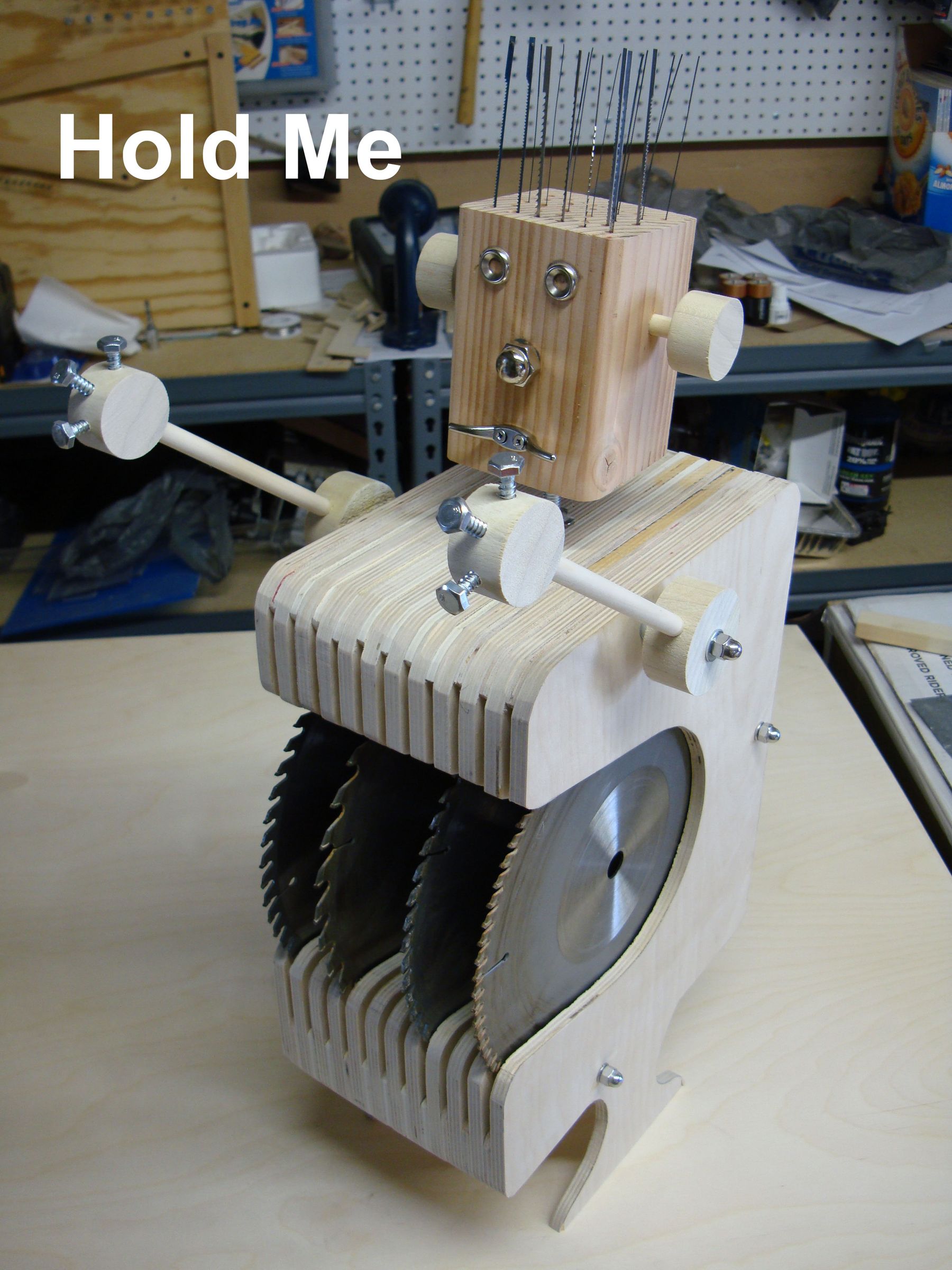 Robot Blade Holder : 5 Steps (with Pictures) - Instructables