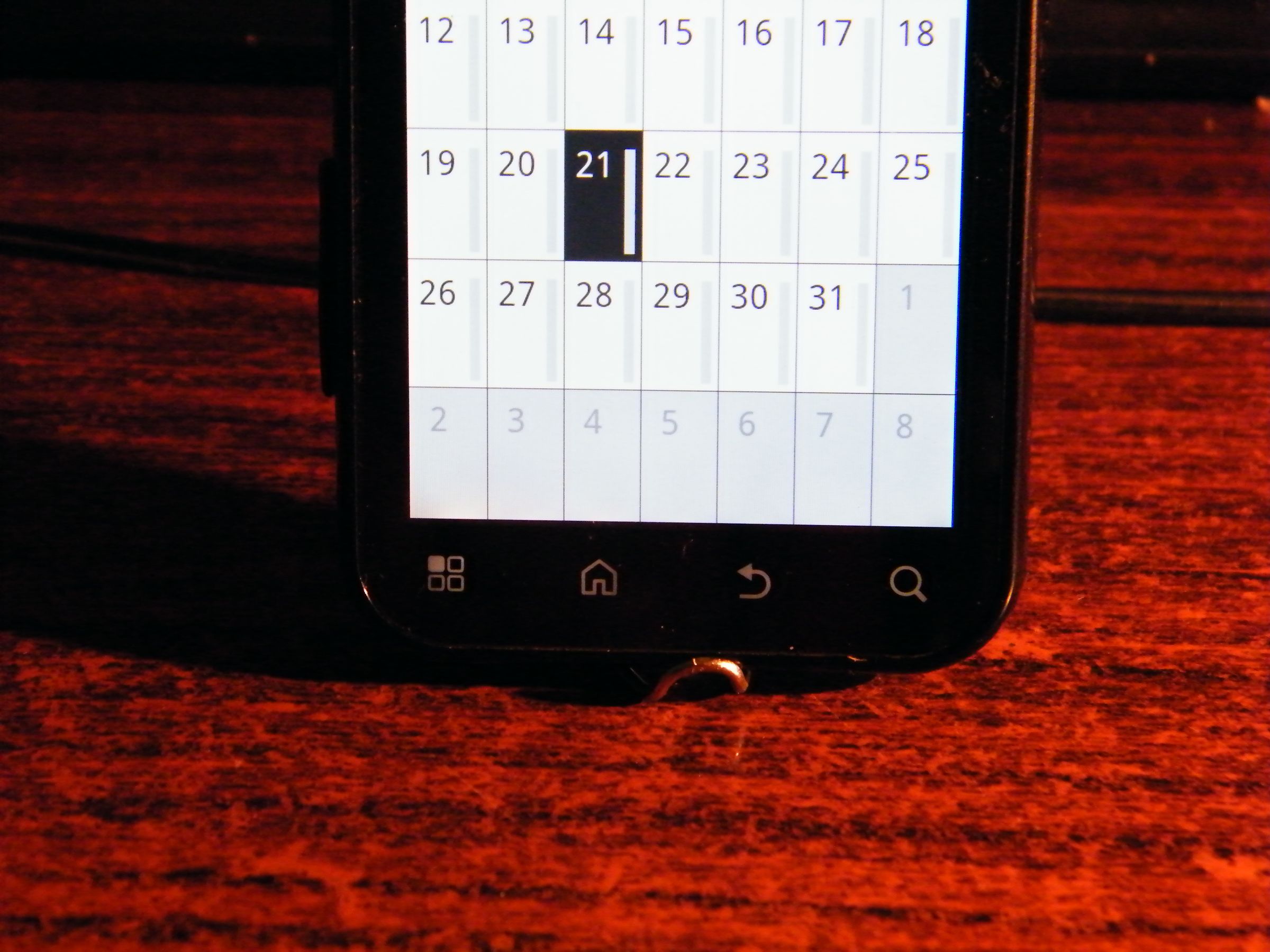 DIY Phone Stand - Paper Clip Mobile Phone Stand - 2min, $0 Project : 5 ...