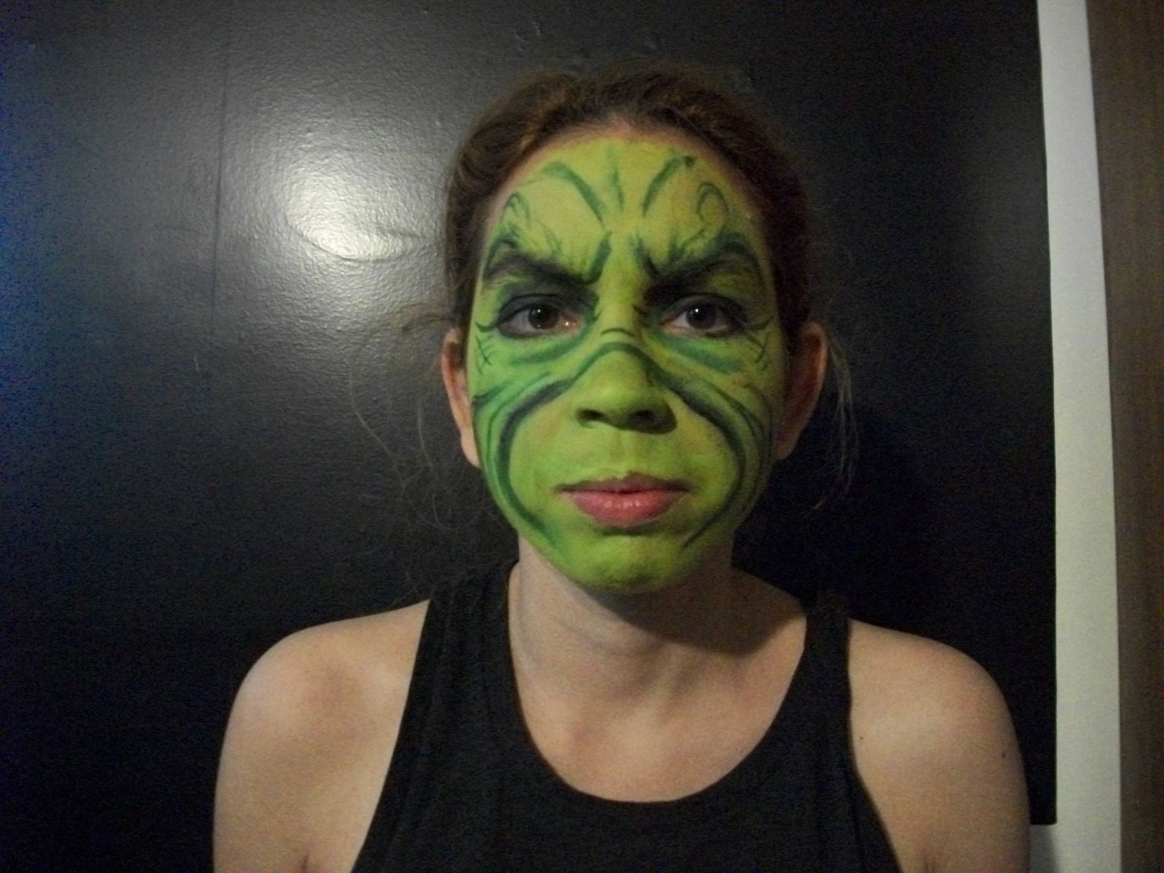 The Grinch Face Paint : 7 Steps (with Pictures) - Instructables