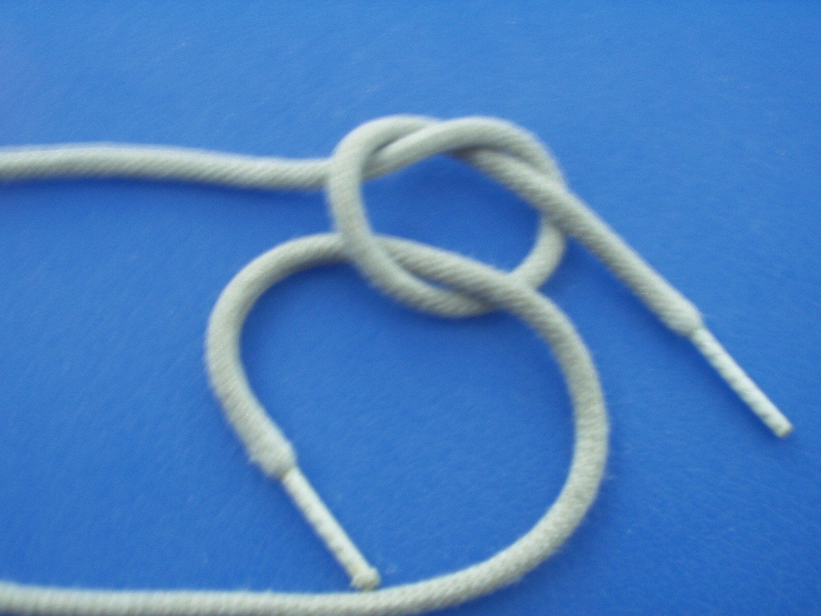 True Lover's and Friendship Knots : 11 Steps - Instructables