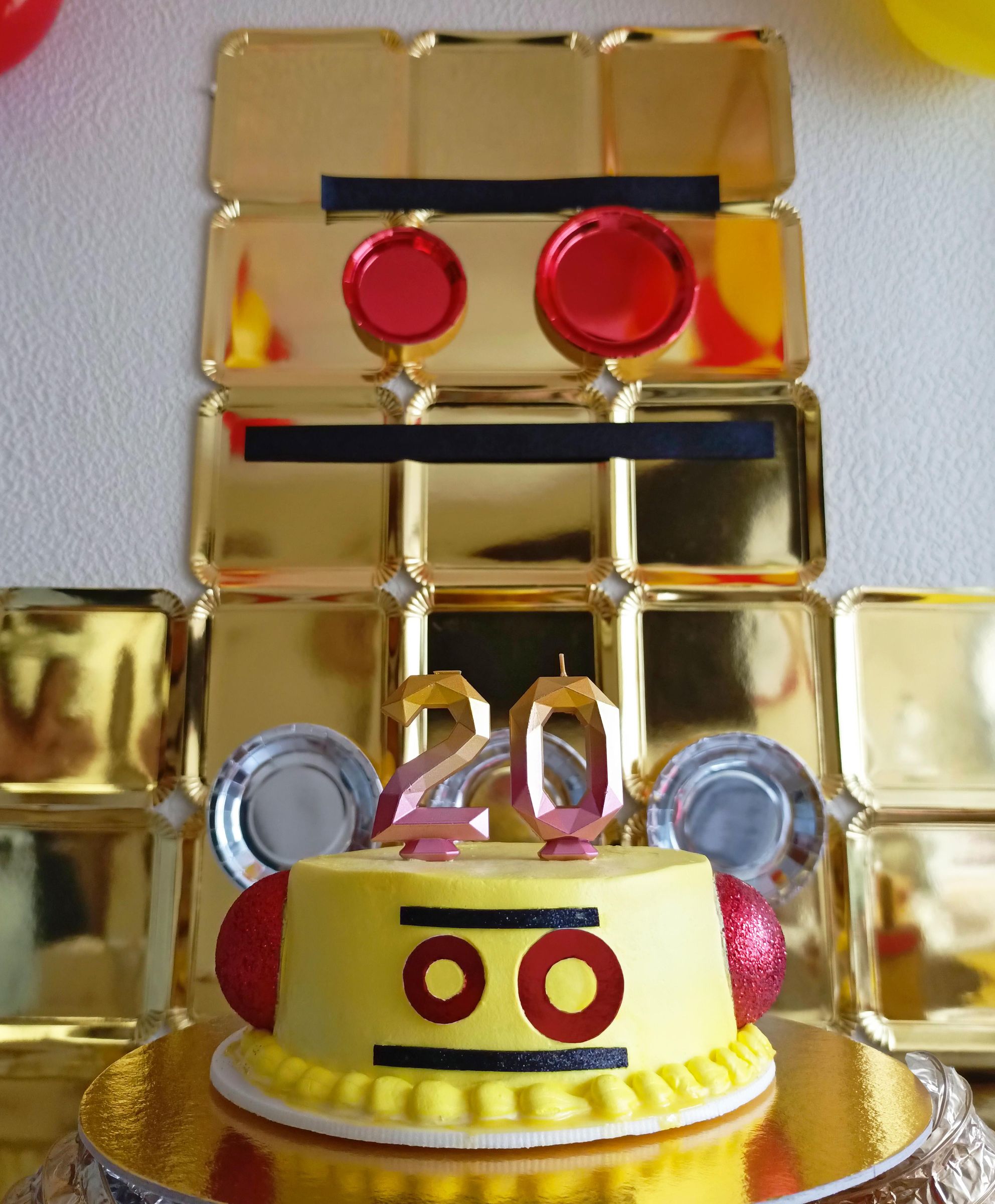 Instructables 20 Years Party Decoration : 31 Steps (with Pictures) - Instructables