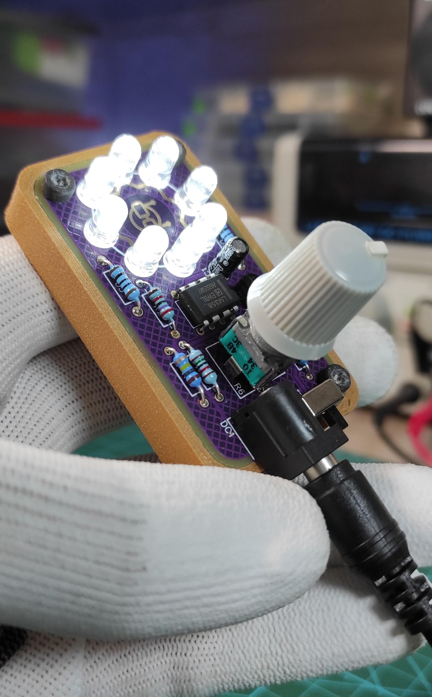 How to Make a 12V LED Breathing Light : 4 Steps (with Pictures ...