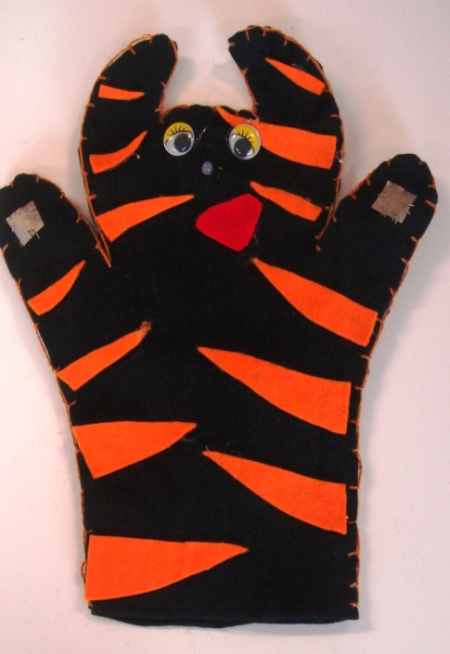 Light Up Monster Puppet : 10 Steps - Instructables
