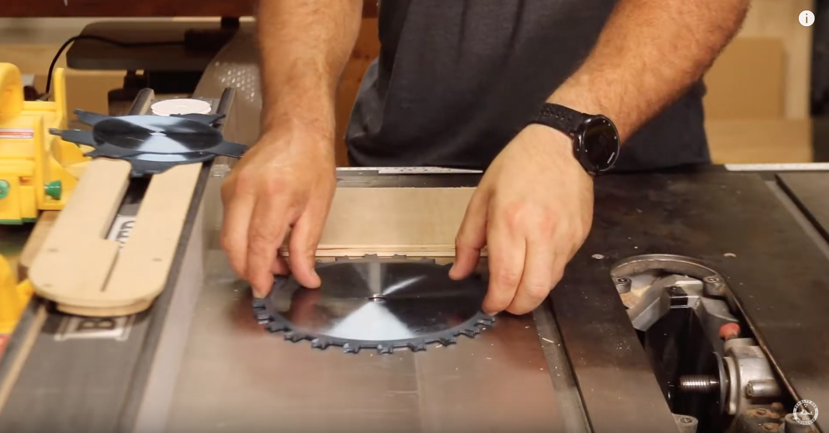 How to Install and Use a Dado Stack : 7 Steps (with Pictures ...