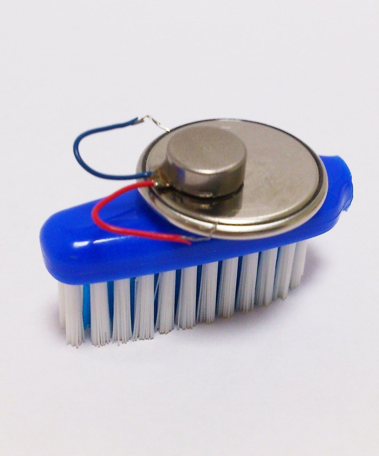 How to Make a Bristle Bot : 3 Steps - Instructables