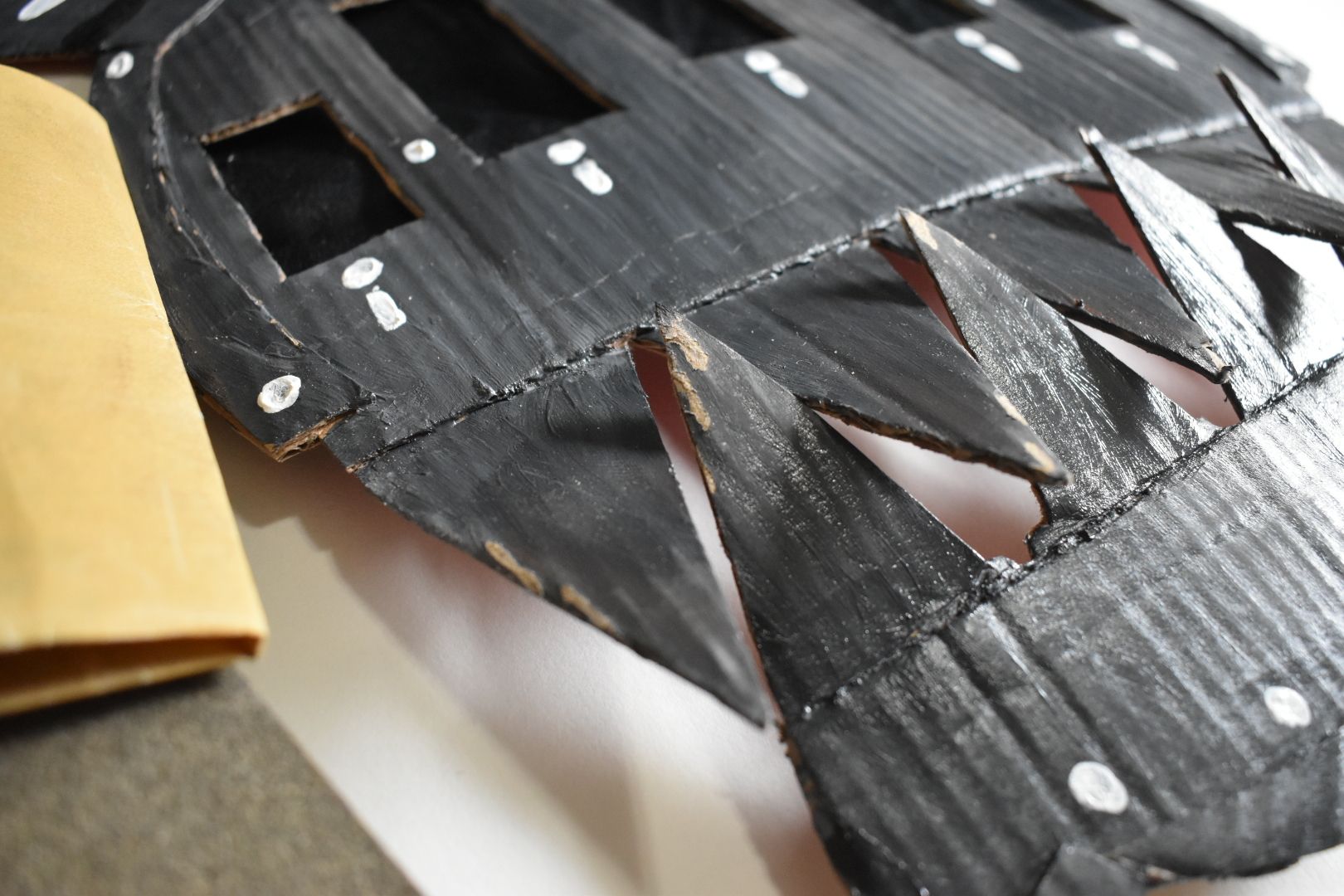Method for Creating a Cardboard Mask : 5 Steps (with Pictures ...