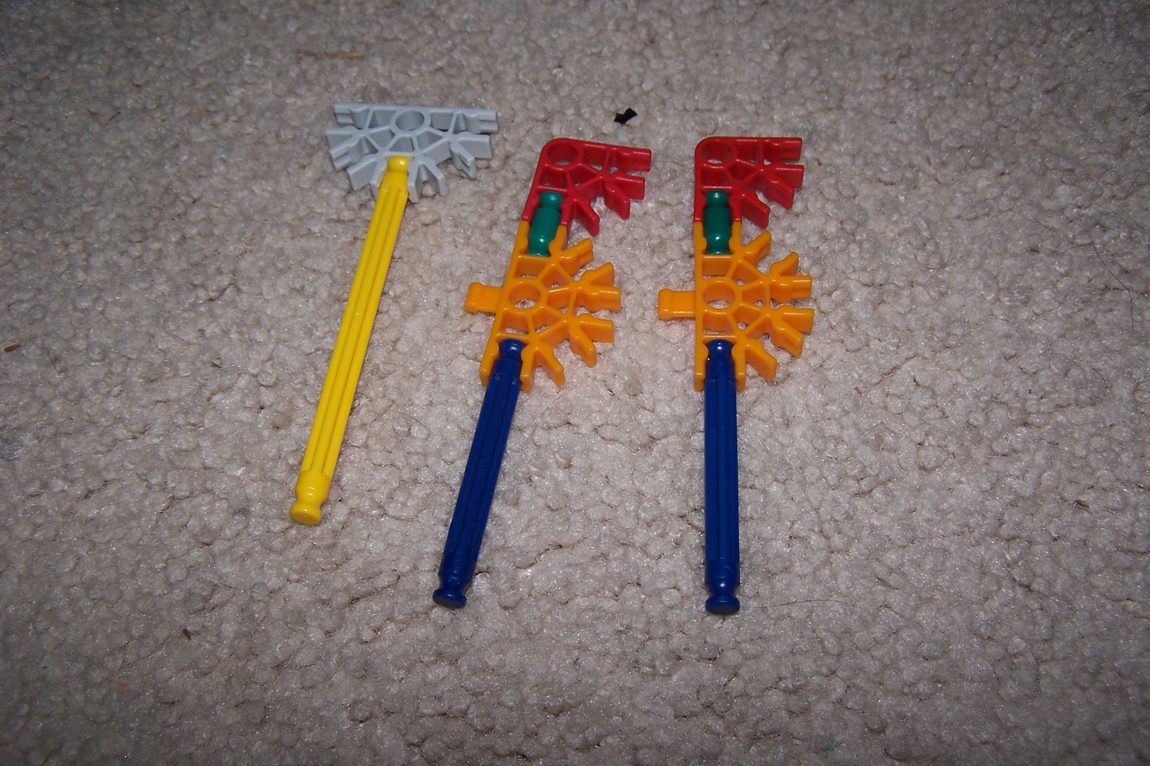 Knex HESG(High Explosive Shrapnel Grenade) : 3 Steps - Instructables