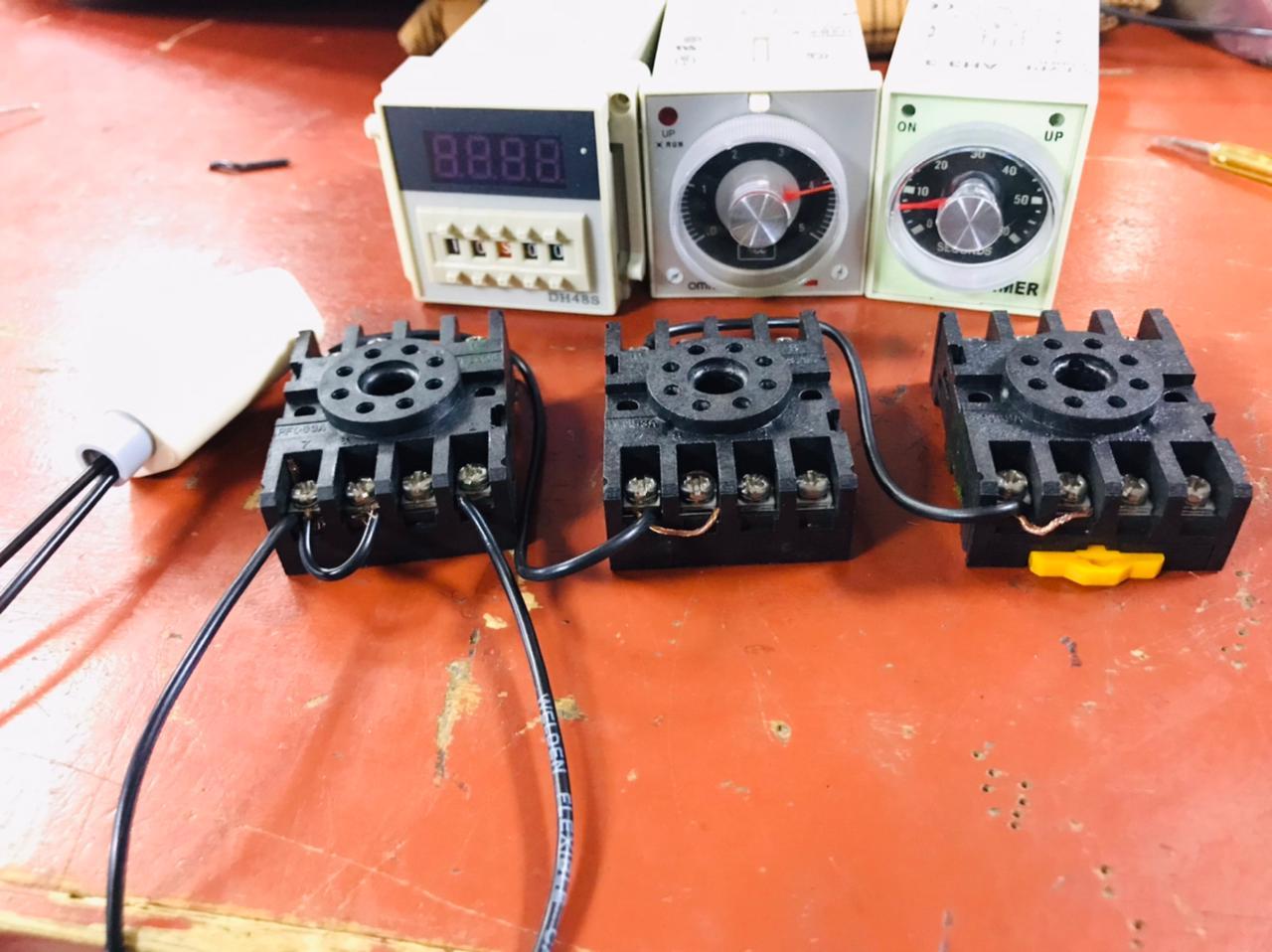 Traffic Light System by Using Timer Relays - Instructables