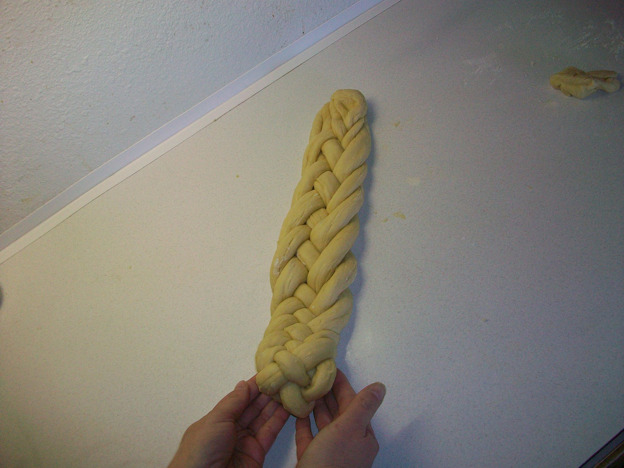 How to Braid Challah - 6 Strand Method : 3 Steps - Instructables