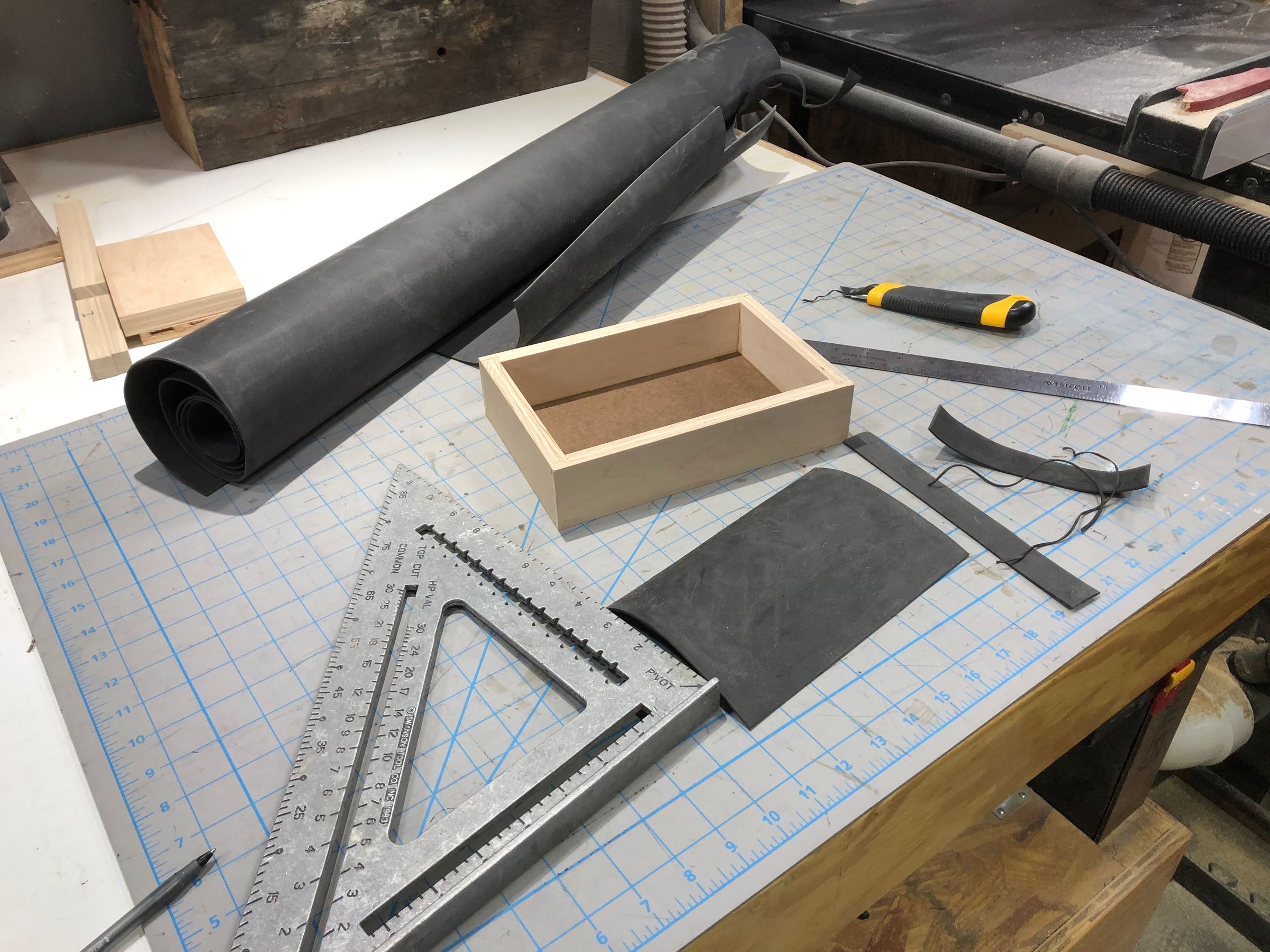 The Secret Valet Box : 9 Steps (with Pictures) - Instructables