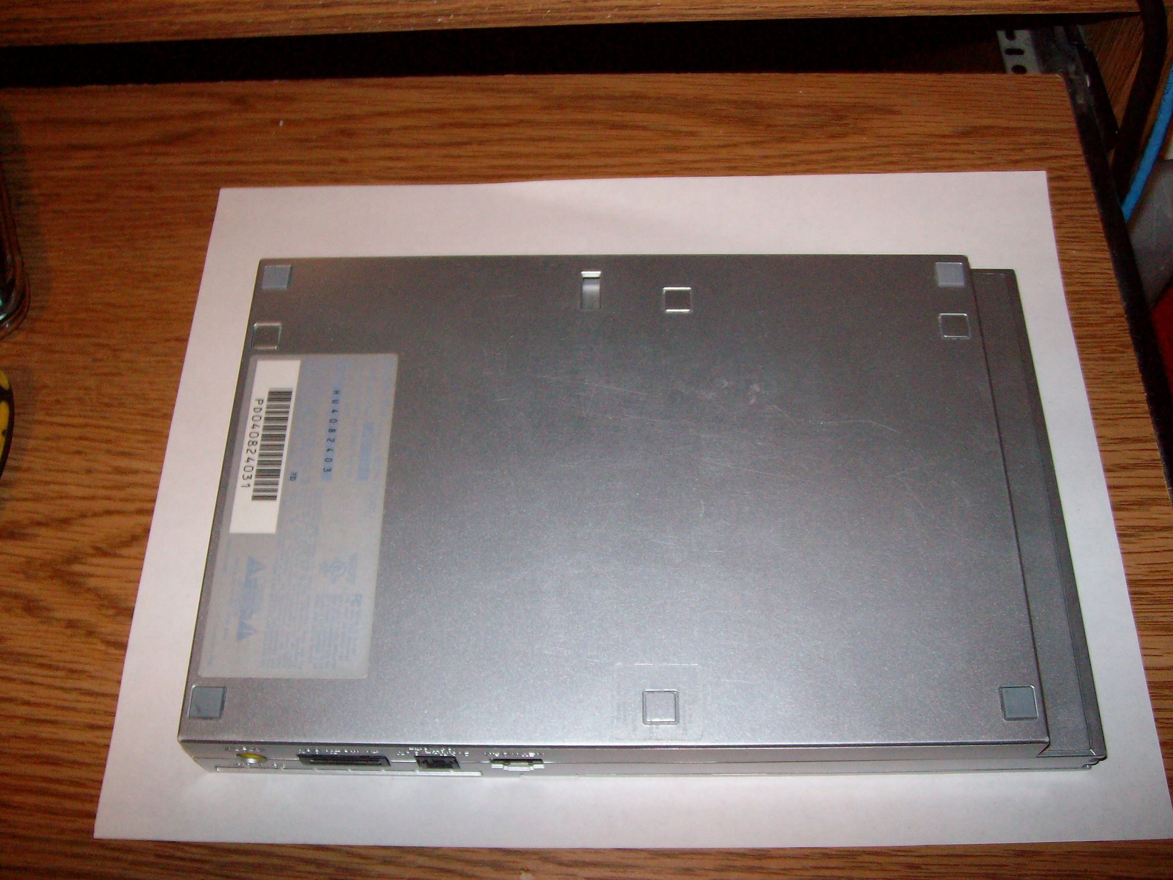 Opening PS2 Slim : 5 Steps - Instructables