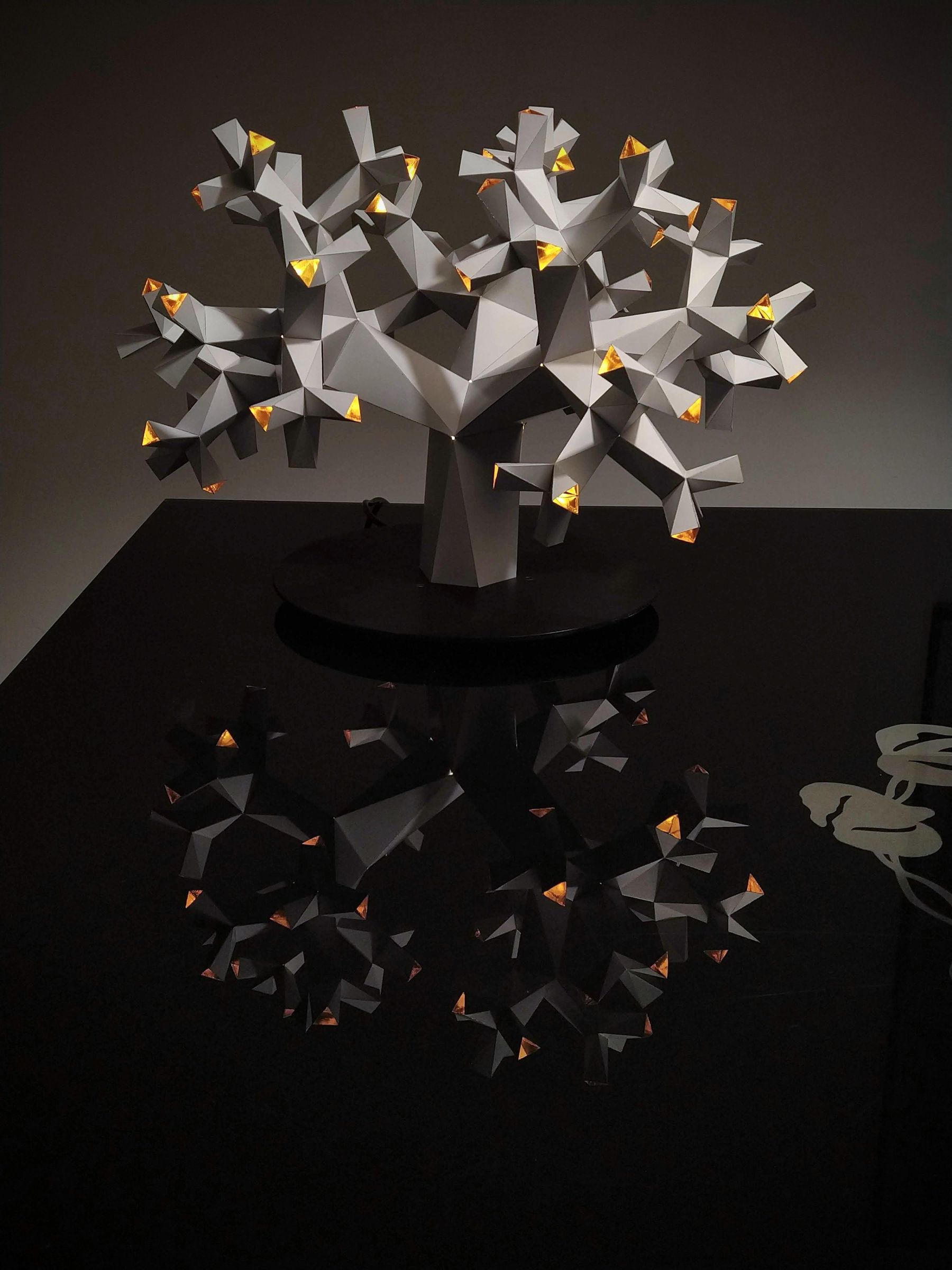 Paper Fractal Tree With Glowing Tips : 8 Steps (with Pictures ...