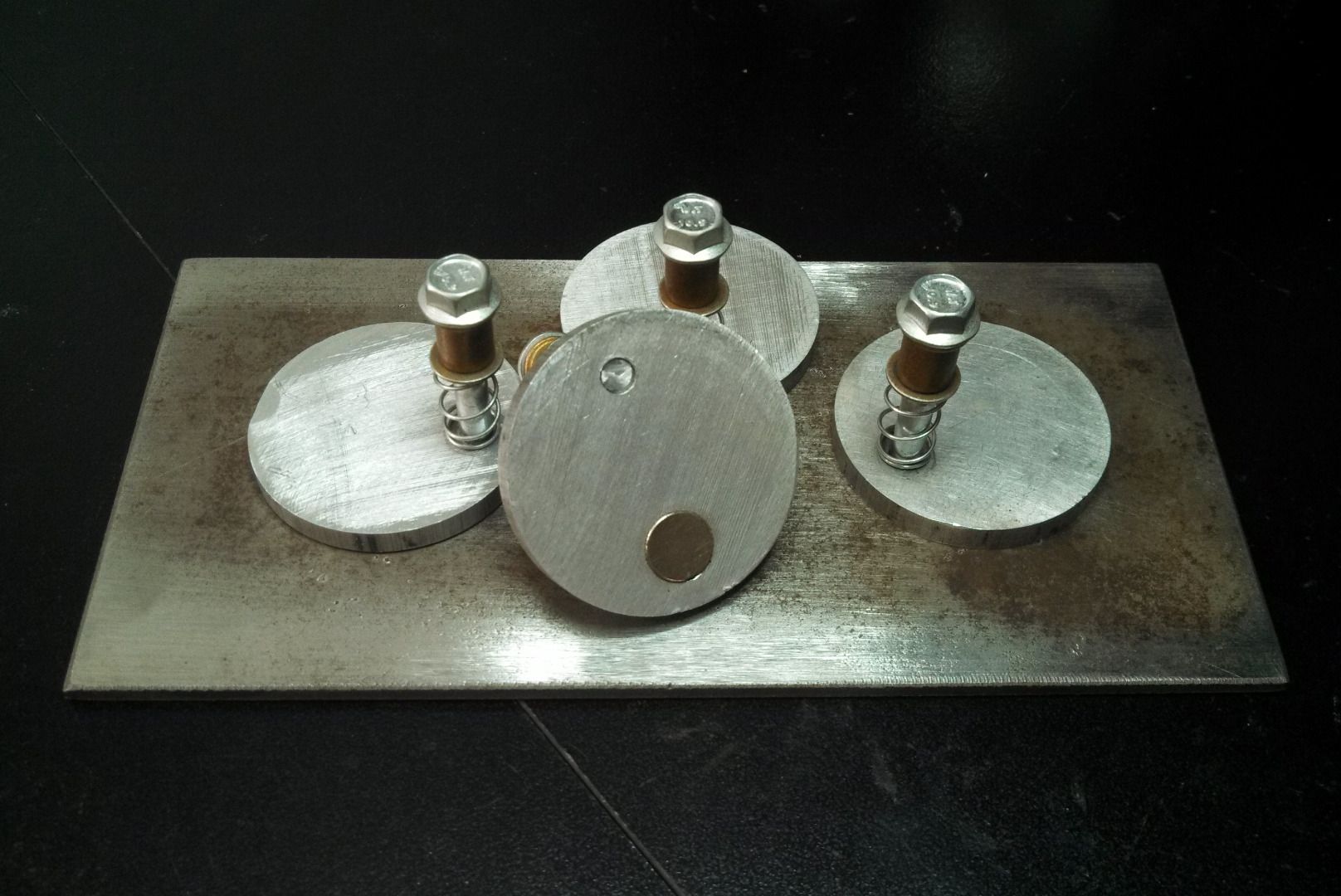 Magnetic Base Circuit Board Holders : 5 Steps (with Pictures ...