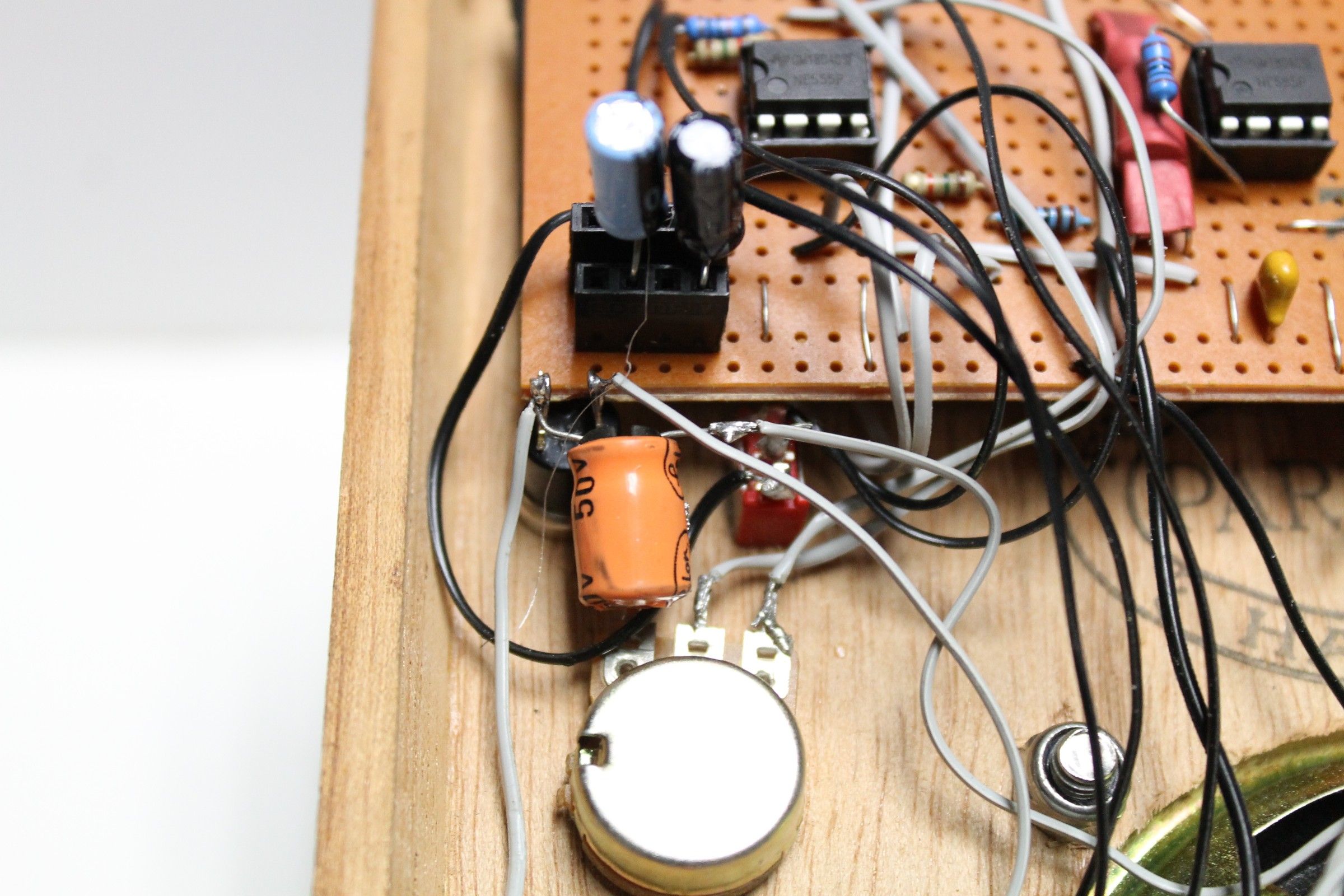 Fizzle Loop Synth II : 14 Steps (with Pictures) - Instructables