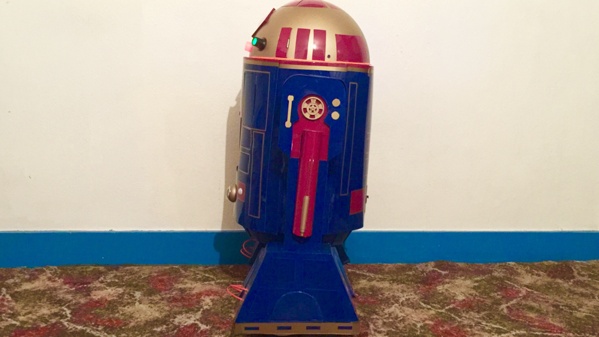 Multi-Functional Star Wars Astromech Droid : 15 Steps (with Pictures ...