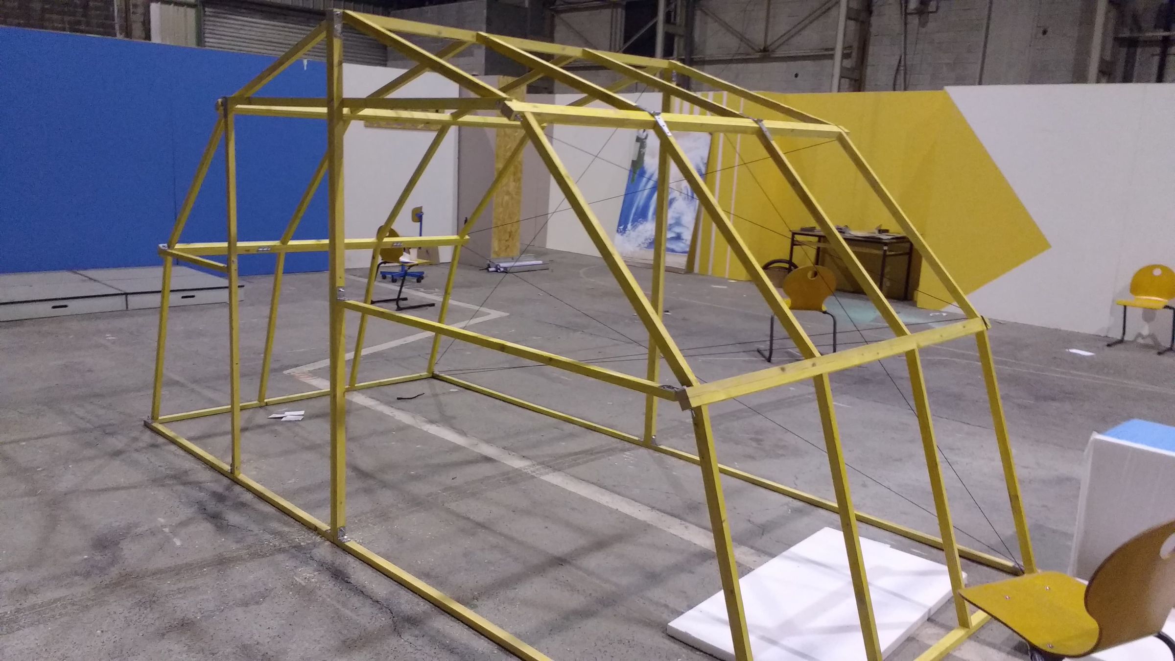 Tiny House (Arch) for Homeless People - Instructables