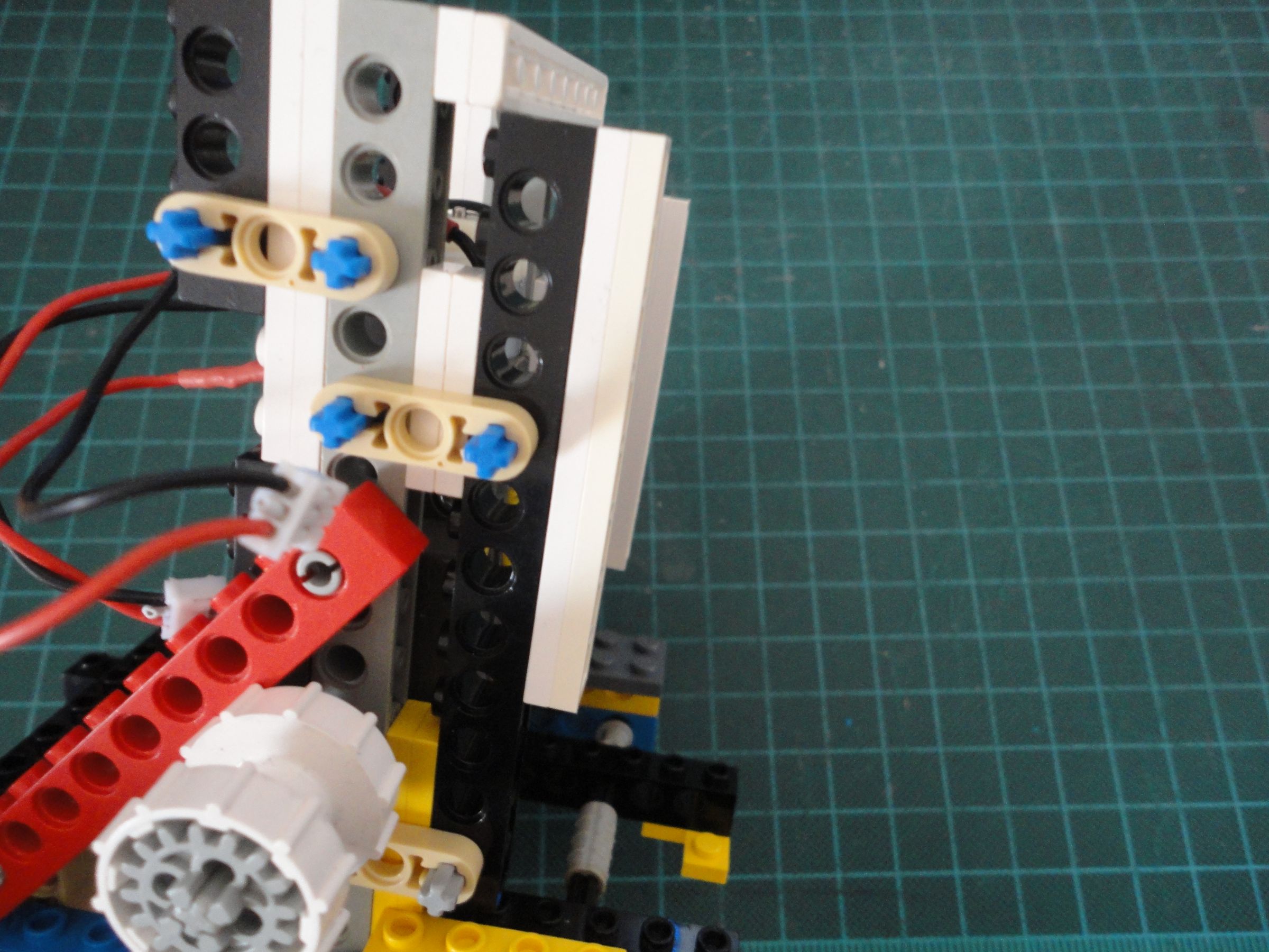 Lego Track Bot : 14 Steps (with Pictures) - Instructables