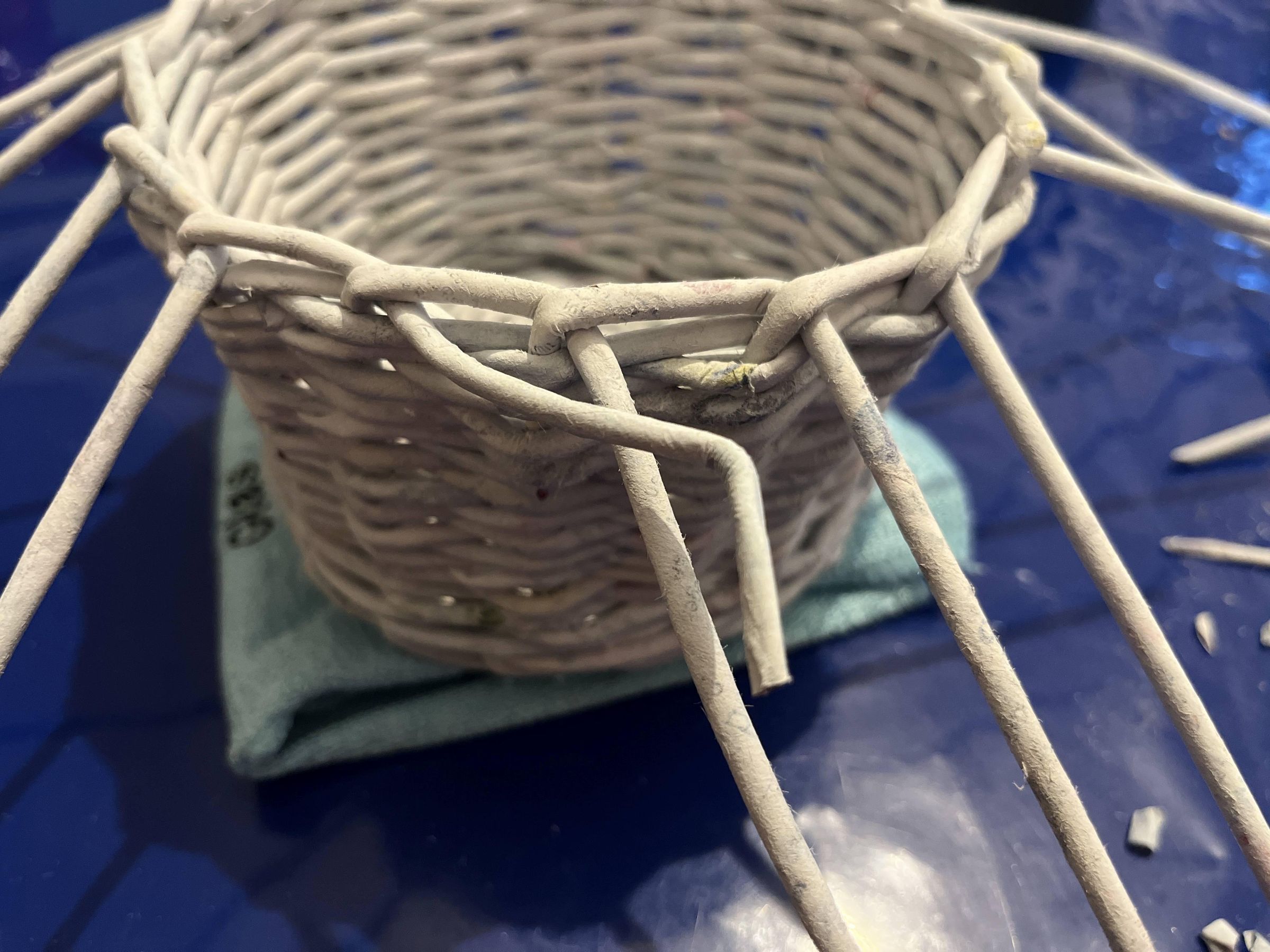 Woven Basket Made From Newspaper : 13 Steps (with Pictures) - Instructables
