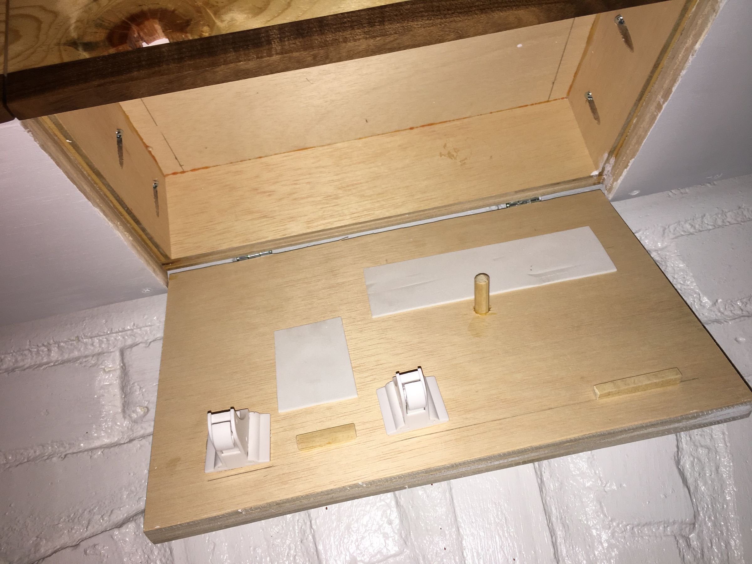 Mantle Mounted TV Shelf With a Secret Compartment : 5 Steps (with ...