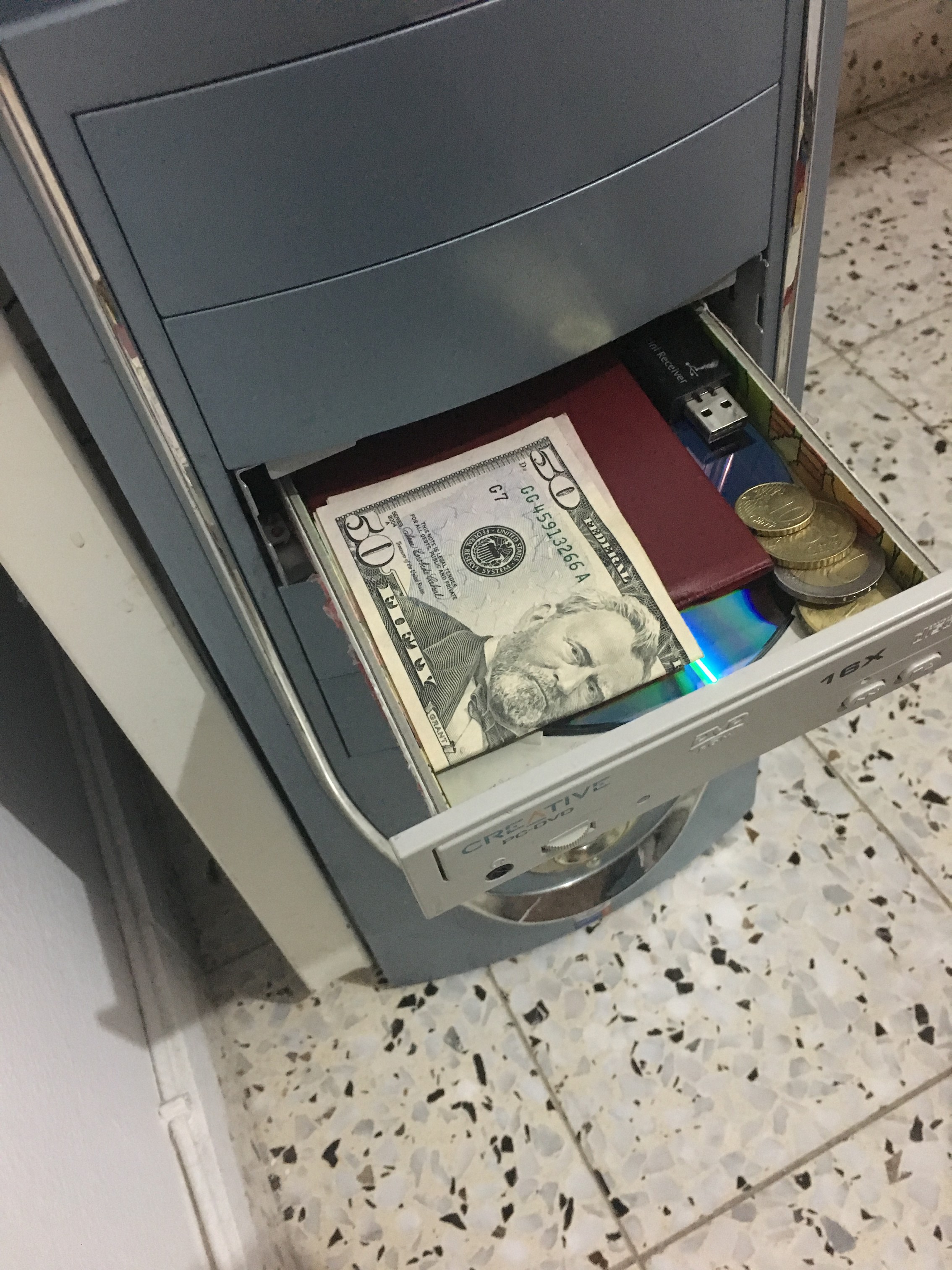 Computer Secret Compartment : 6 Steps (with Pictures) - Instructables