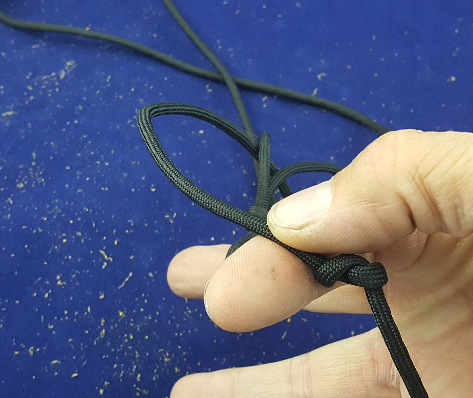 Making an Ancient Sling for Modern Fun : 10 Steps (with Pictures ...