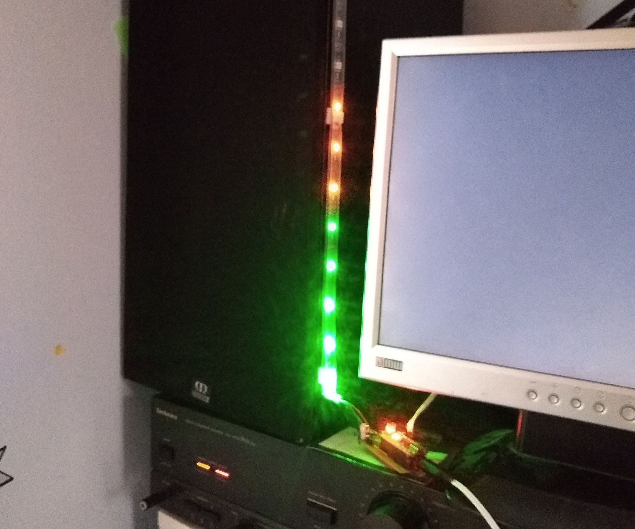 LED Neopixel Strip Volume Analyser : 4 Steps - Instructables