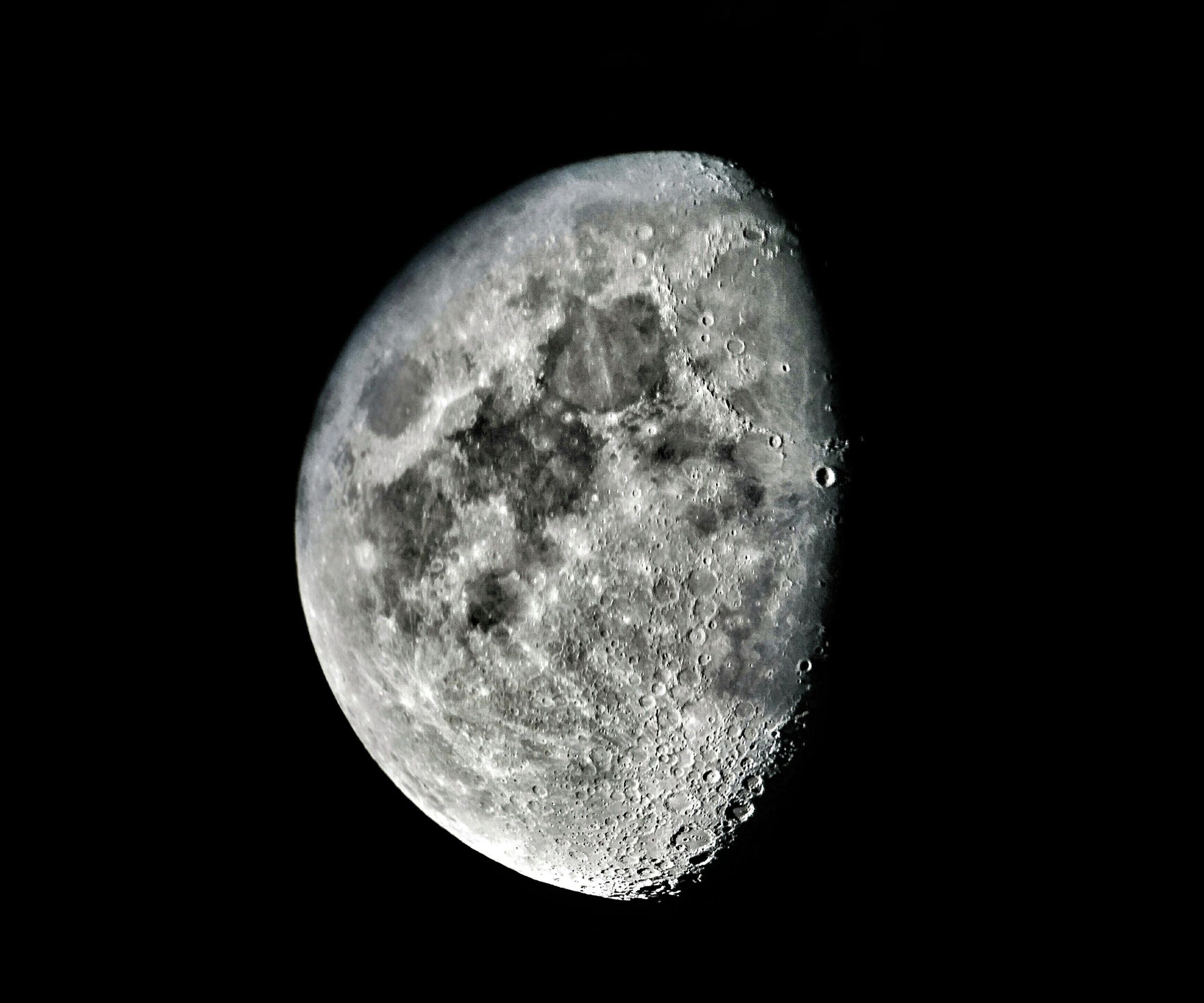 Tips for Photographing the Moon : 5 Steps - Instructables