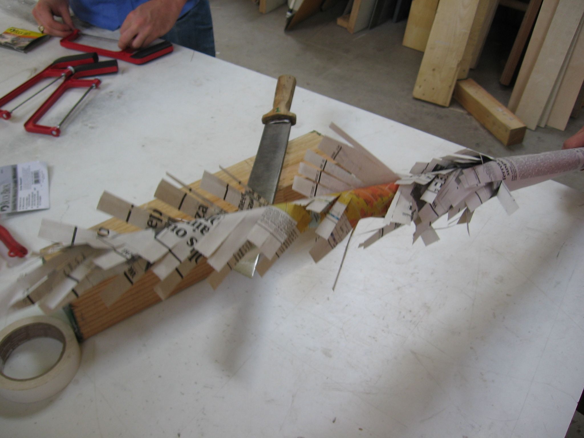 Newspaper Trick : 4 Steps - Instructables
