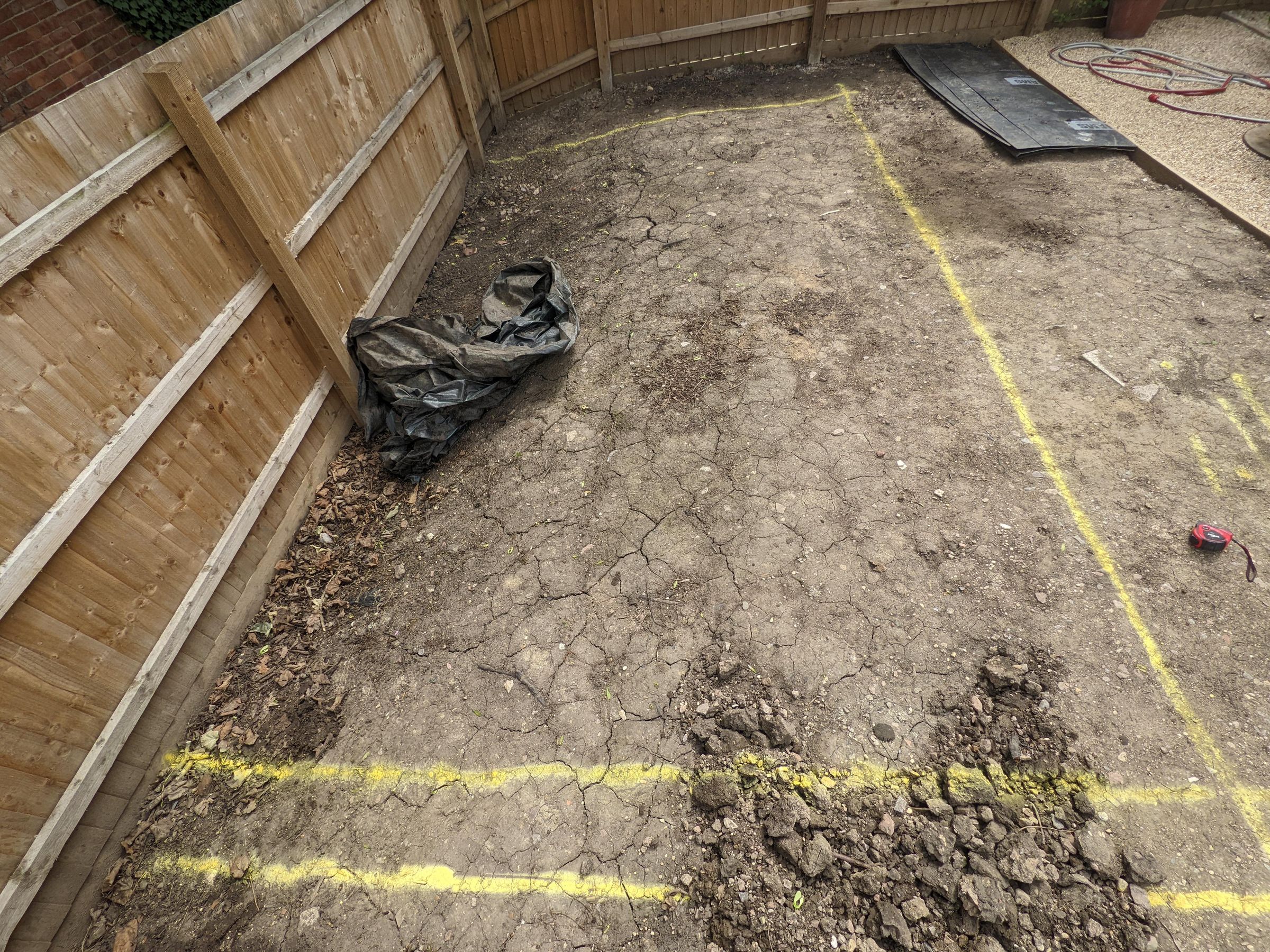 Creating a Beautiful Tiered Garden From a Boring New Build Slope : 8 ...