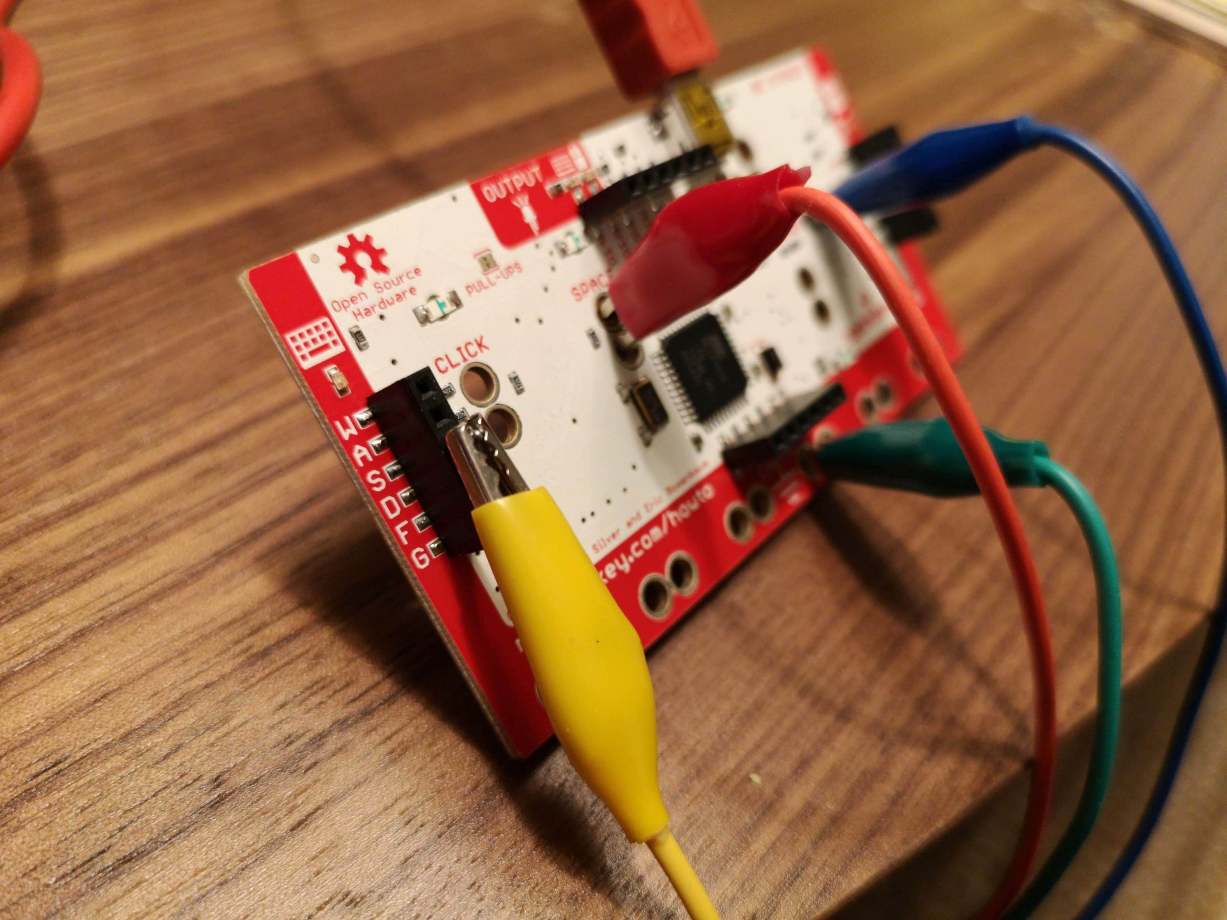 Makey Makey Remote for Binge Watching : 8 Steps (with Pictures ...