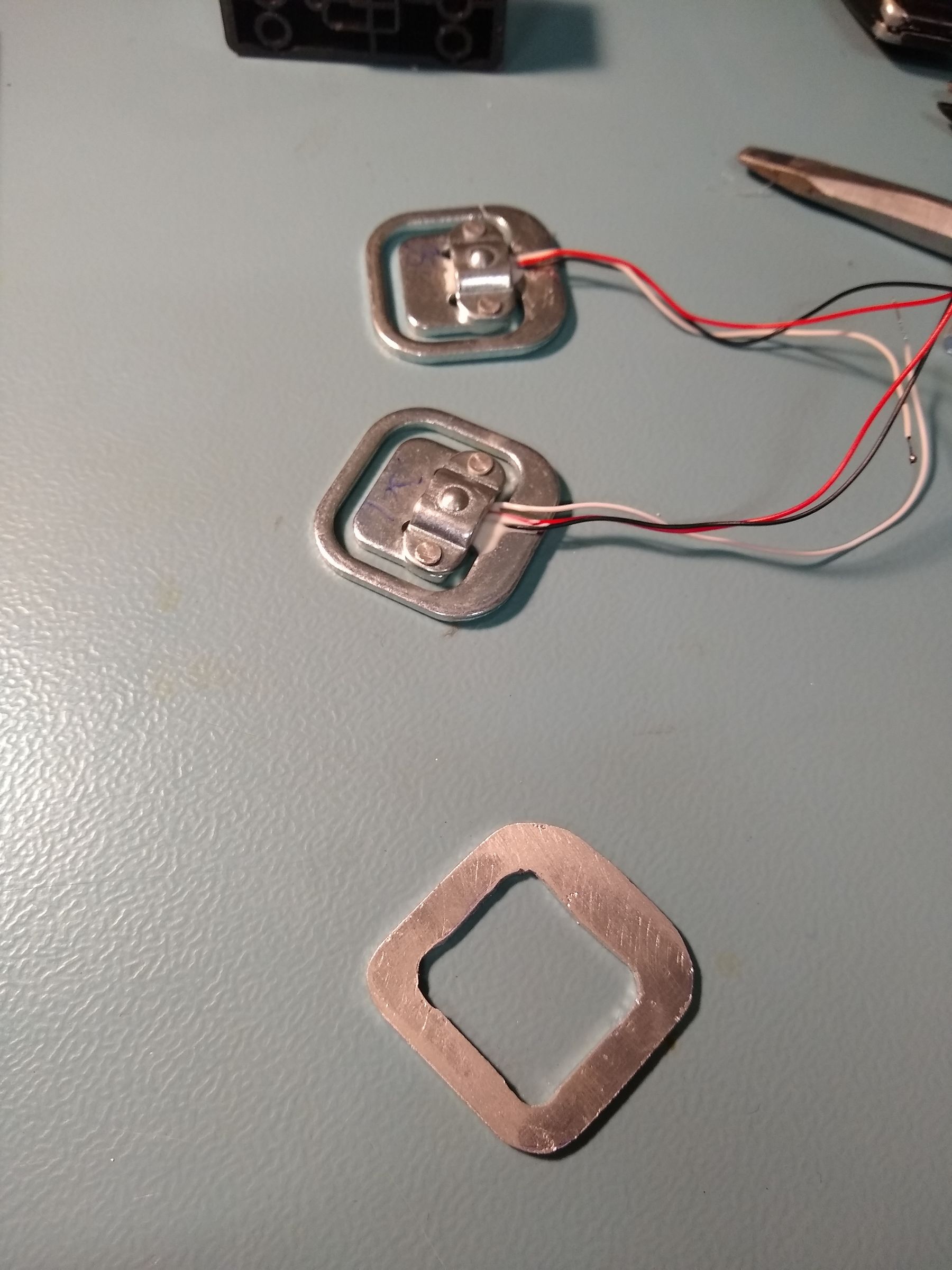 Logitech Pedals Load Cell Mod : 9 Steps - Instructables