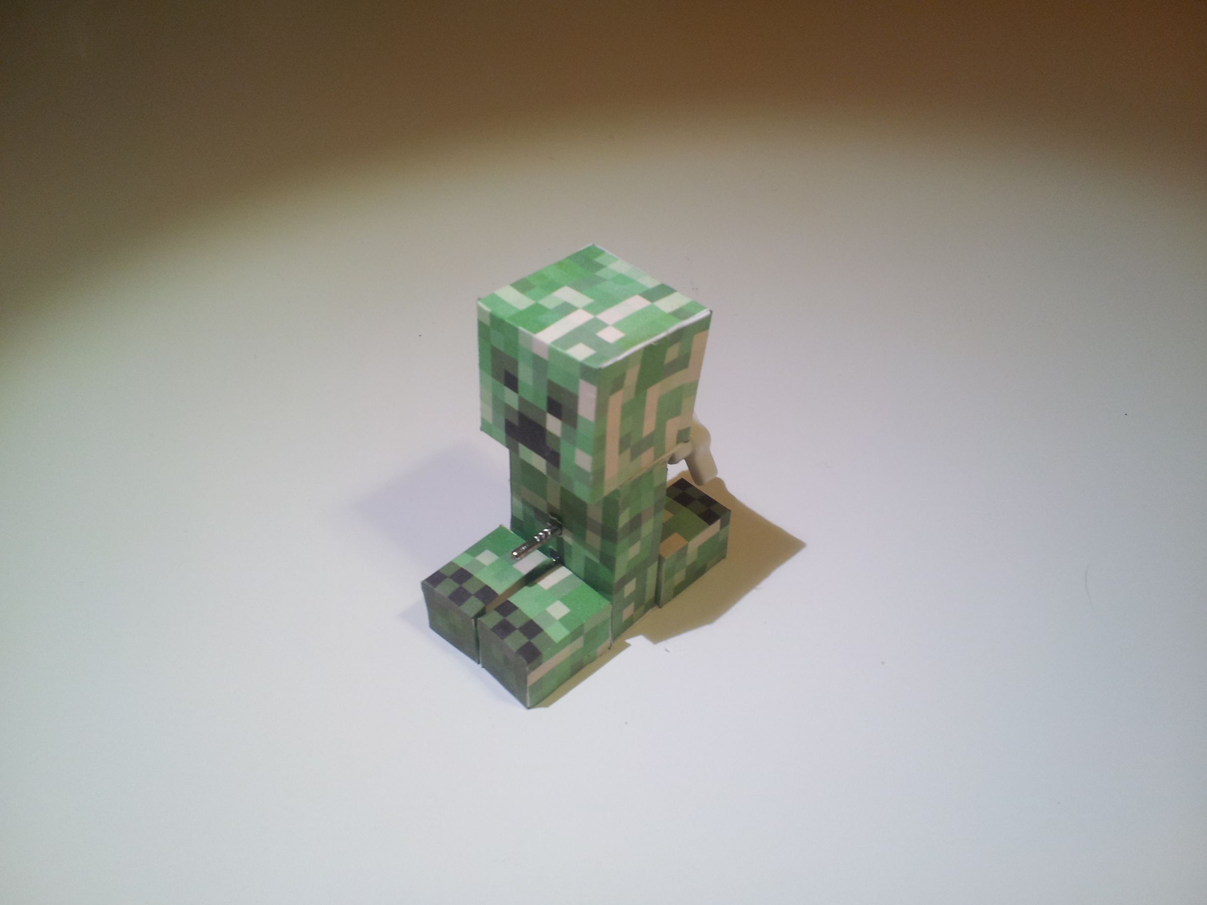 Windup MineCraft Creeper : 9 Steps (with Pictures) - Instructables