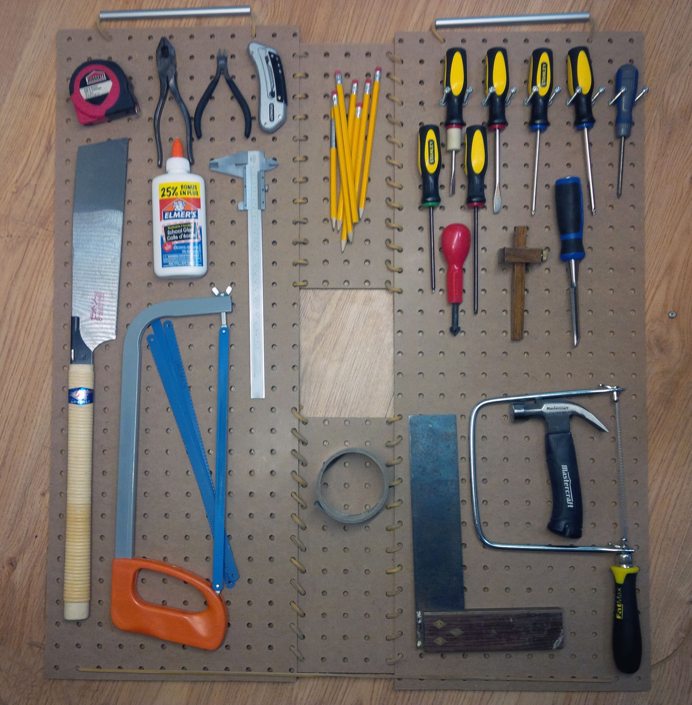 Portable Pegboard Workstation : 10 Steps (with Pictures) - Instructables