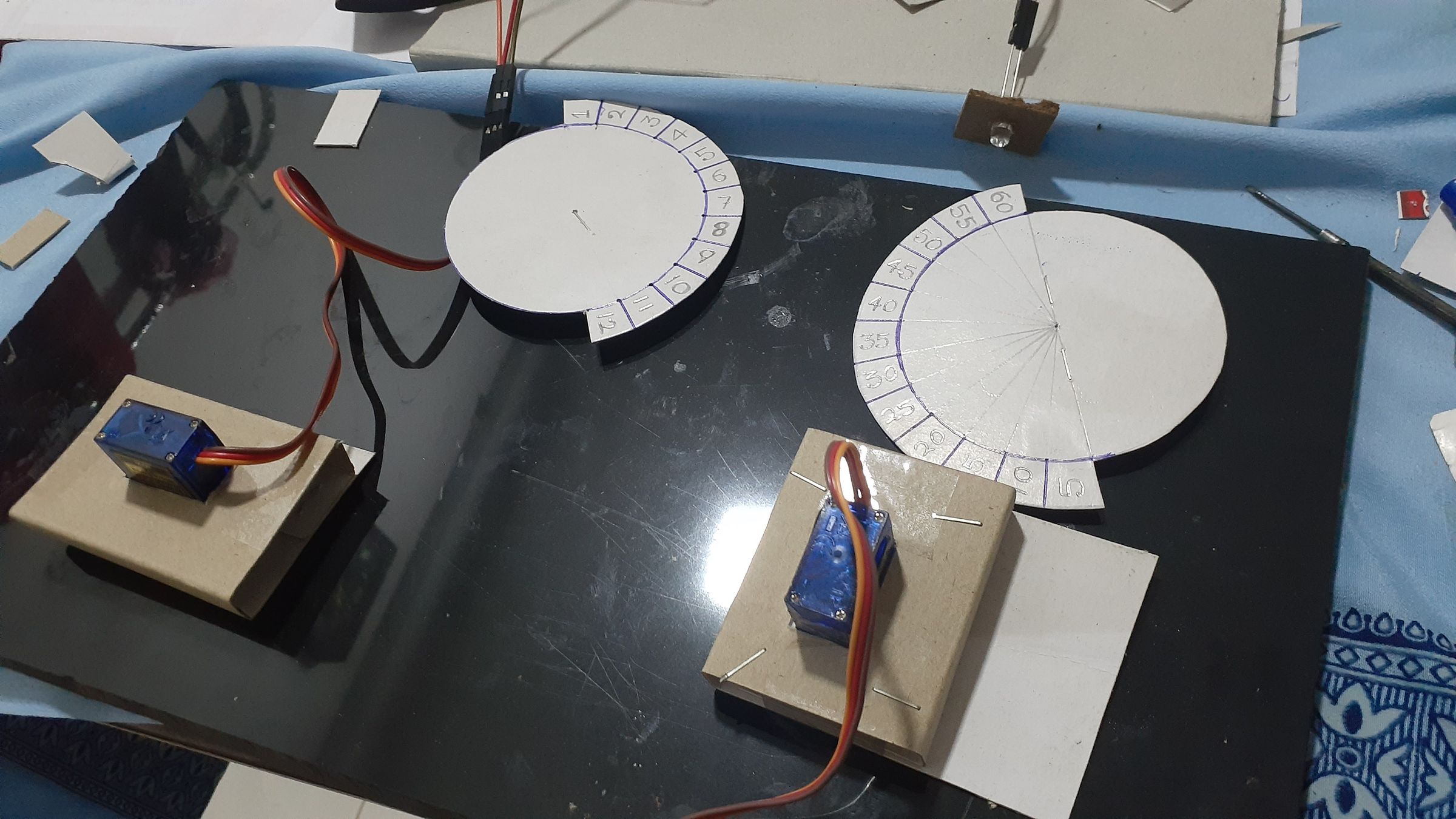 A Unique Clock Model Powered by Arduino Servo Motors : 5 Steps ...