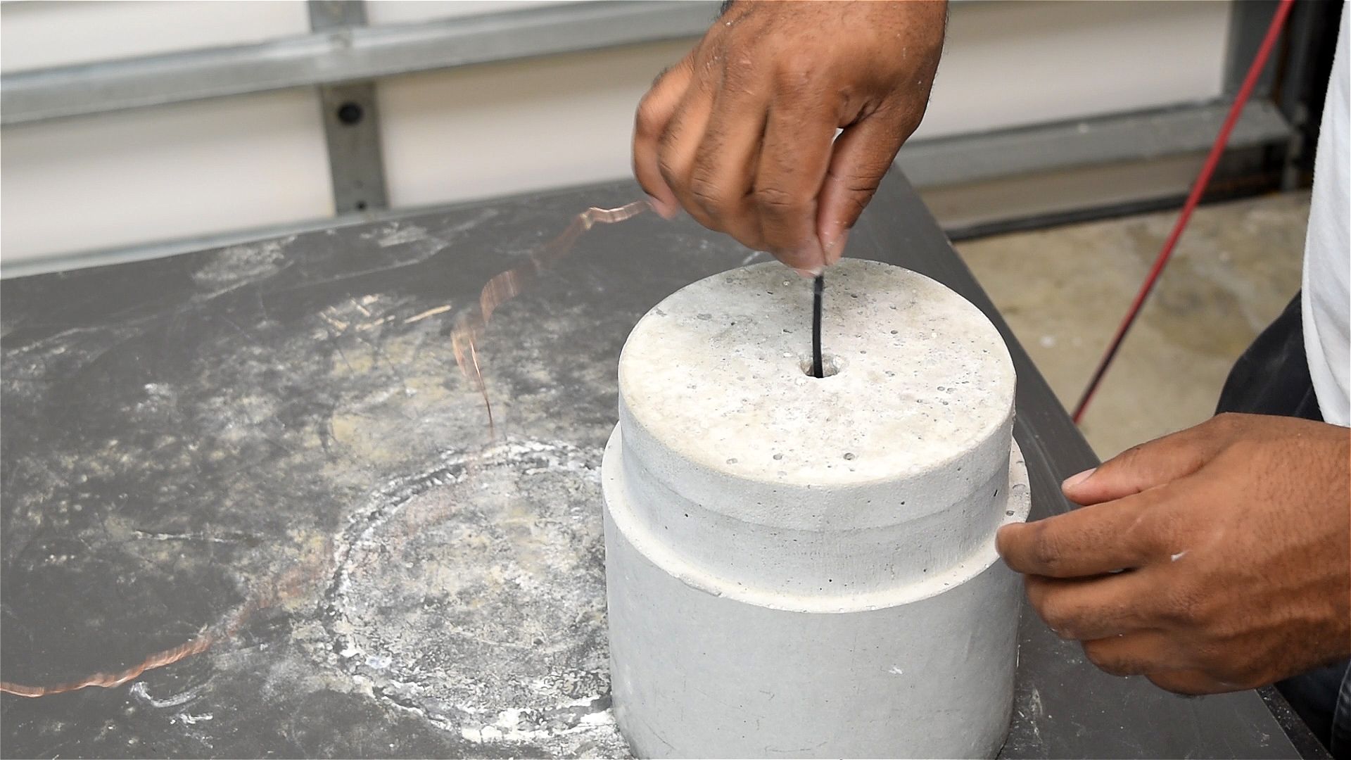 DIY Indoor Outdoor Concrete Lamp 2 : 7 Steps (with Pictures ...