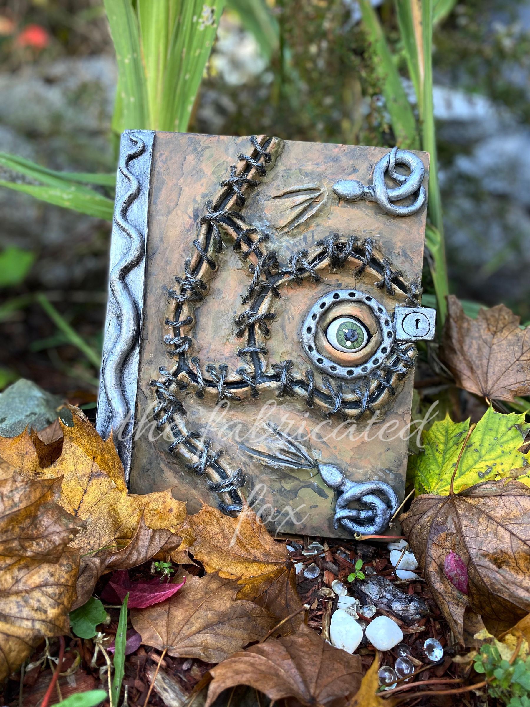 The Hocus Pocus Spell Book (The Manual of Witchcraft and Alchemy) : 5 ...