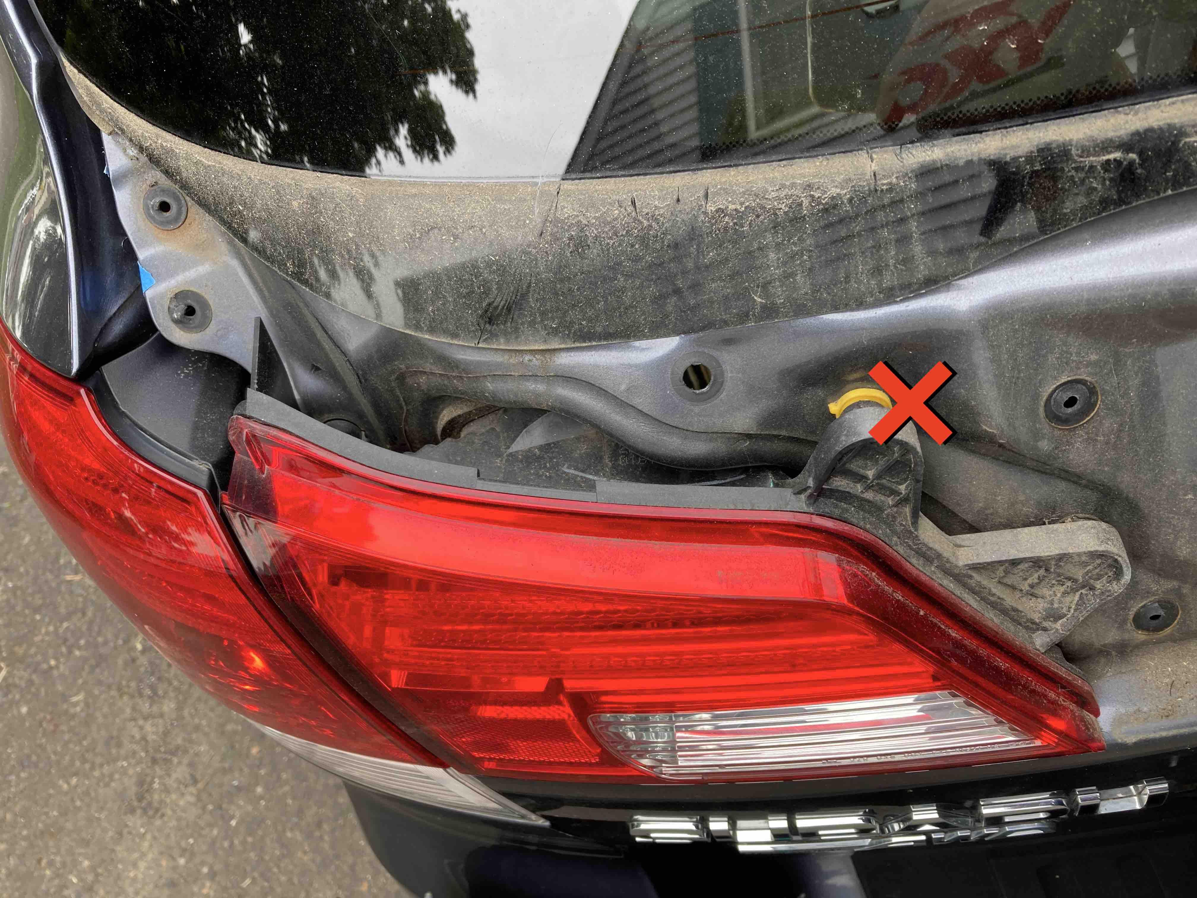 2010-2014 Subaru Outback Backup Camera Replacement : 13 Steps (with ...