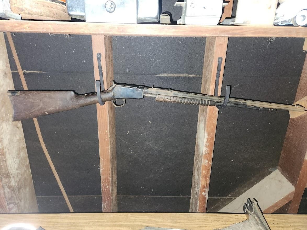 Easy Rider Rifle Rack : 6 Steps - Instructables