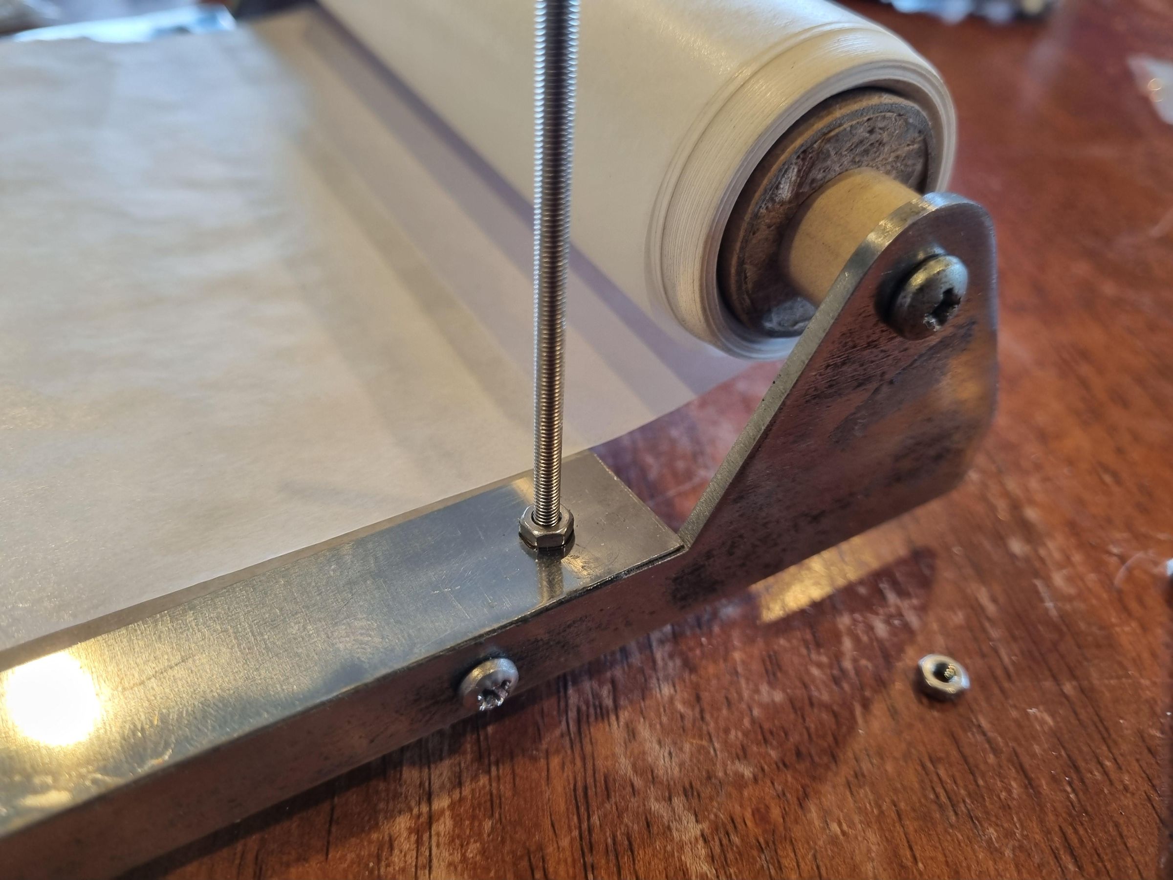 Epoxy Mixing Table : 12 Steps (with Pictures) - Instructables