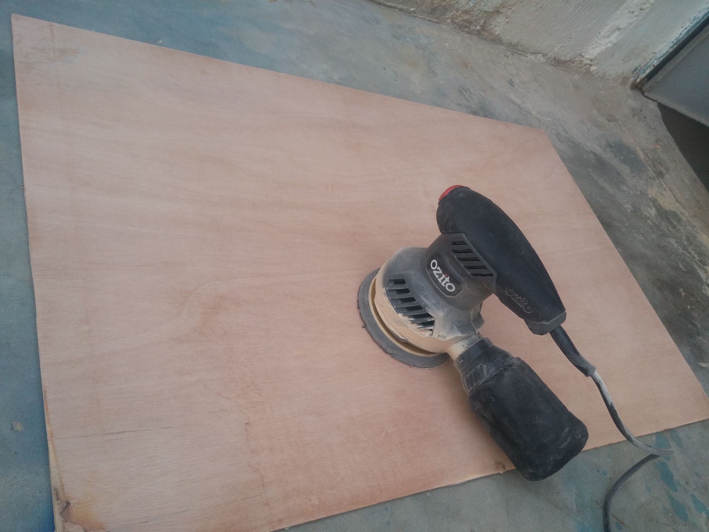 DIY PORTABLE WORK STATION : 13 Steps (with Pictures) - Instructables