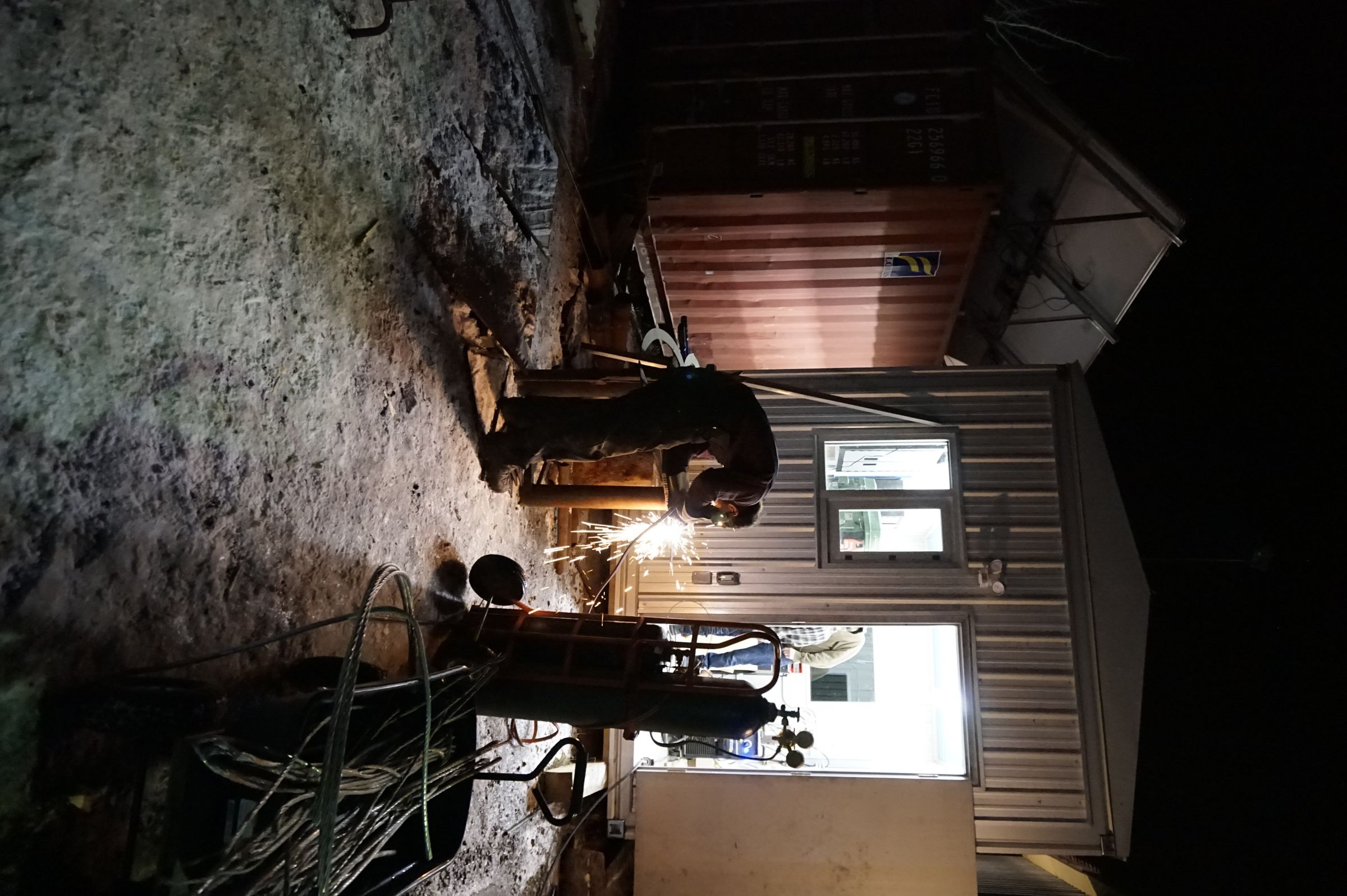 7-foot-tall Woman Wire Sculpture : 5 Steps (with Pictures) - Instructables