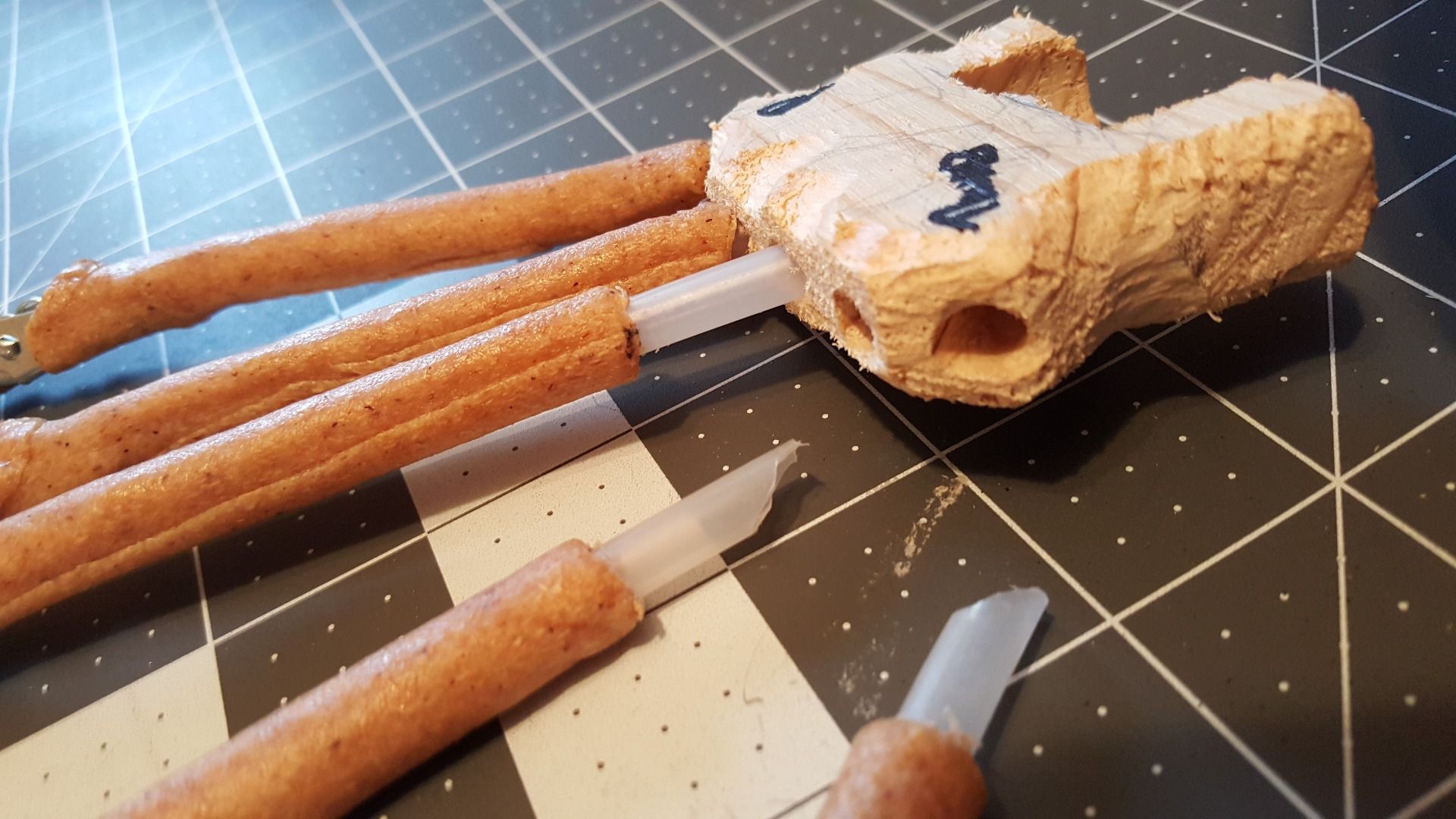 Articulated Skeleton Hand : 7 Steps (with Pictures) - Instructables