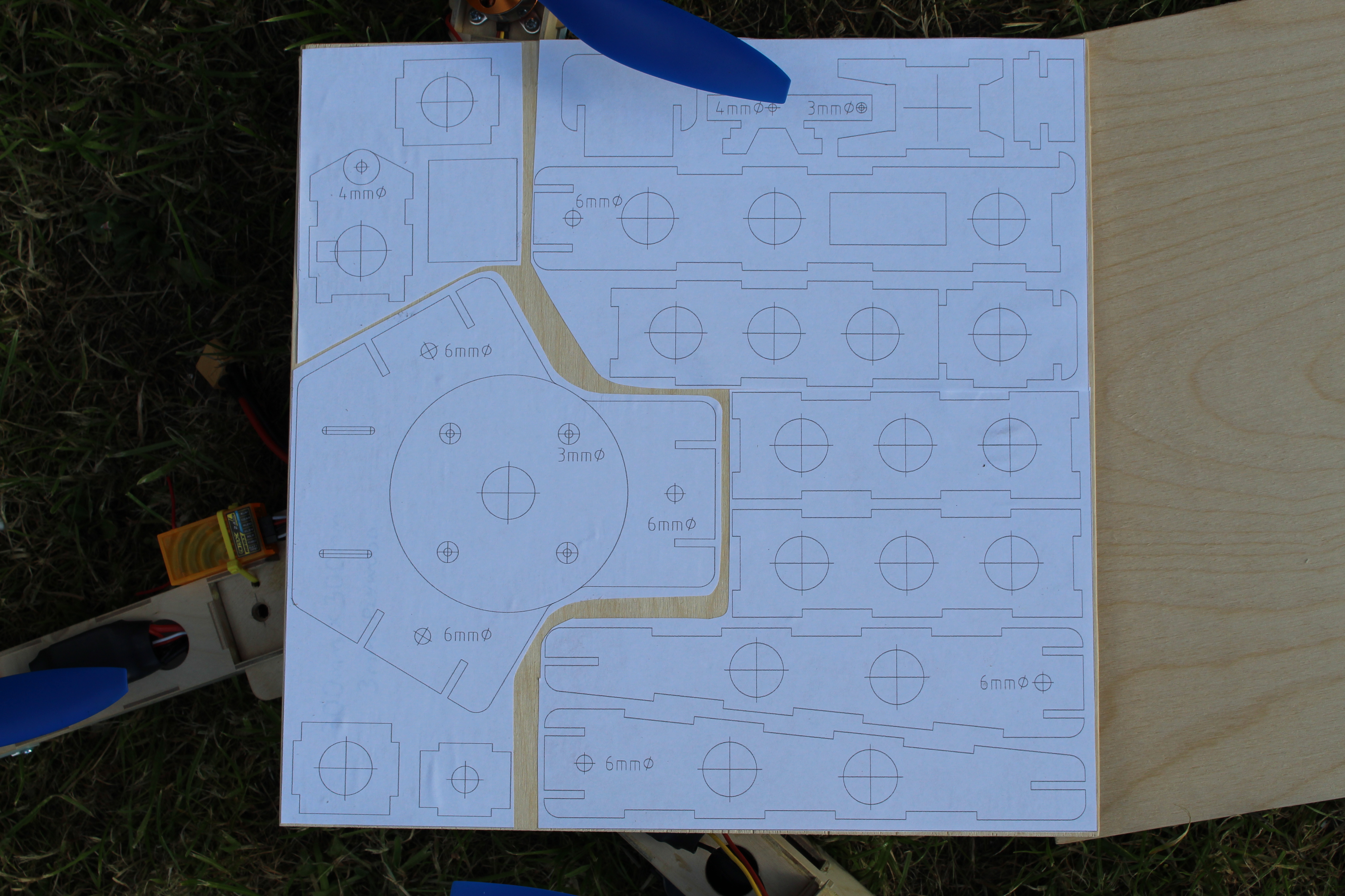 Simple Plywood Tricopter. : 6 Steps (with Pictures) - Instructables