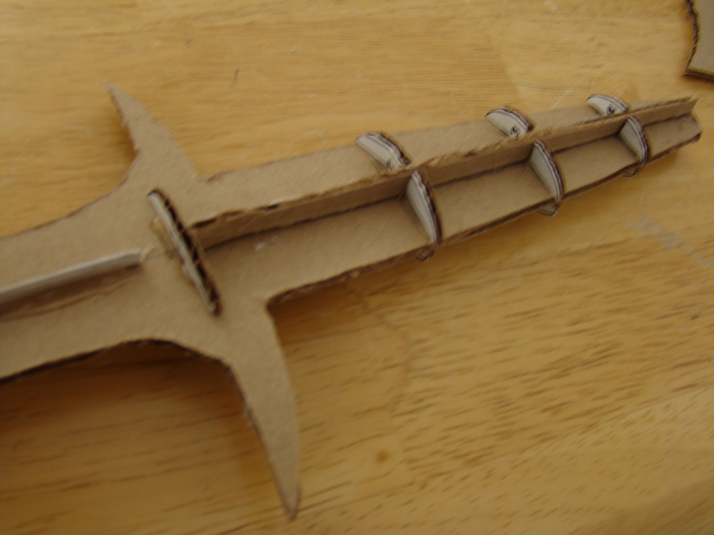 LOTR Sting Cardboard Replica : 5 Steps - Instructables