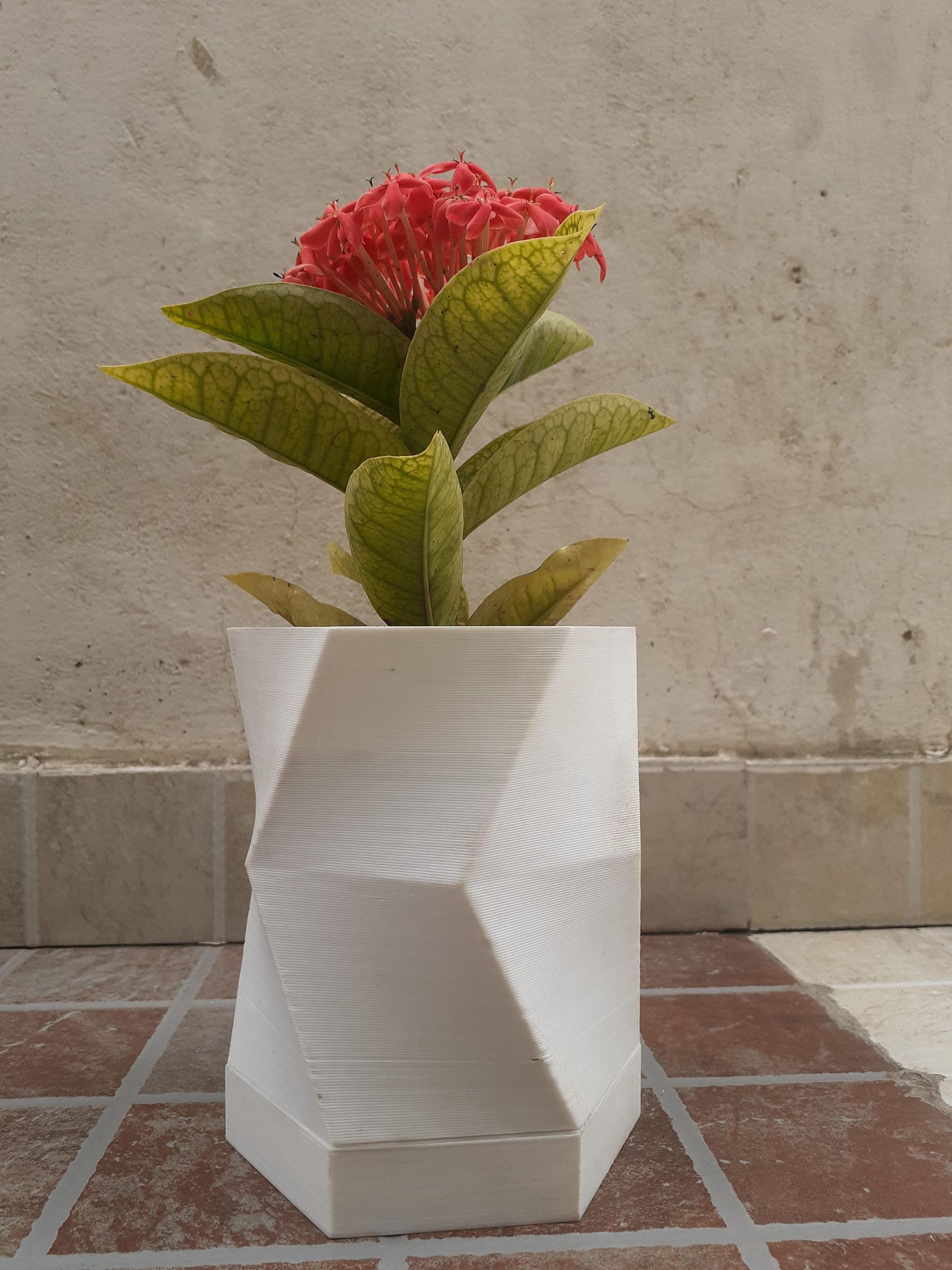 3D Printed Vase With Hidden Compartment : 4 Steps (with Pictures ...
