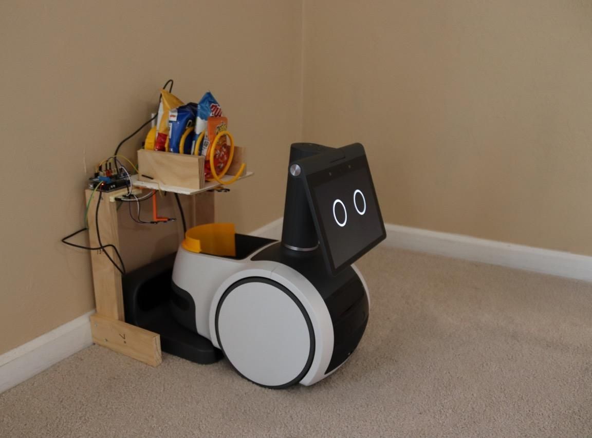 Snacky, a Dispenser for Astro Robot : 7 Steps (with Pictures ...