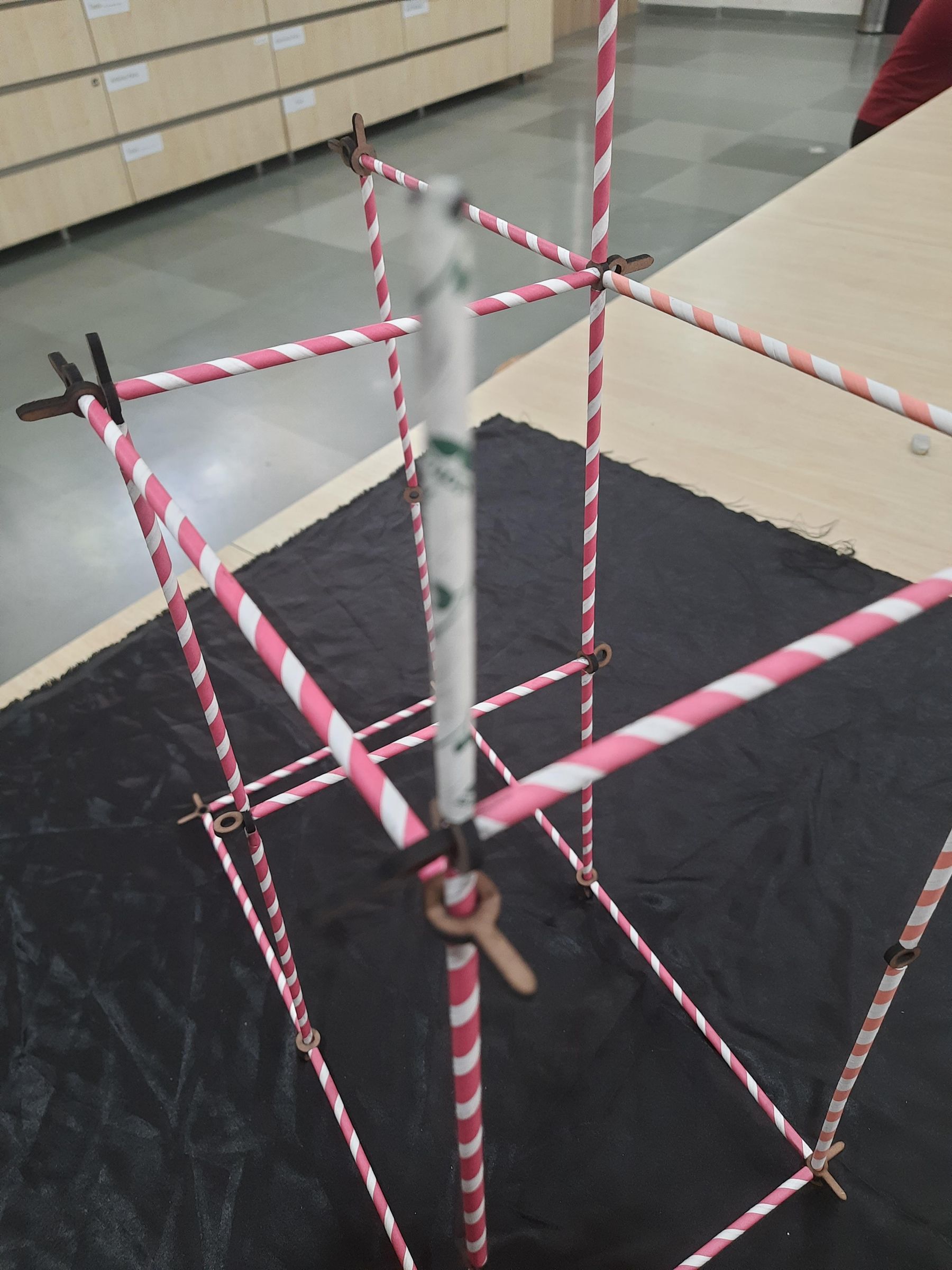 Ferris Wheel by Paper Straw ( Eco Friendly Materials) : 4 Steps ...