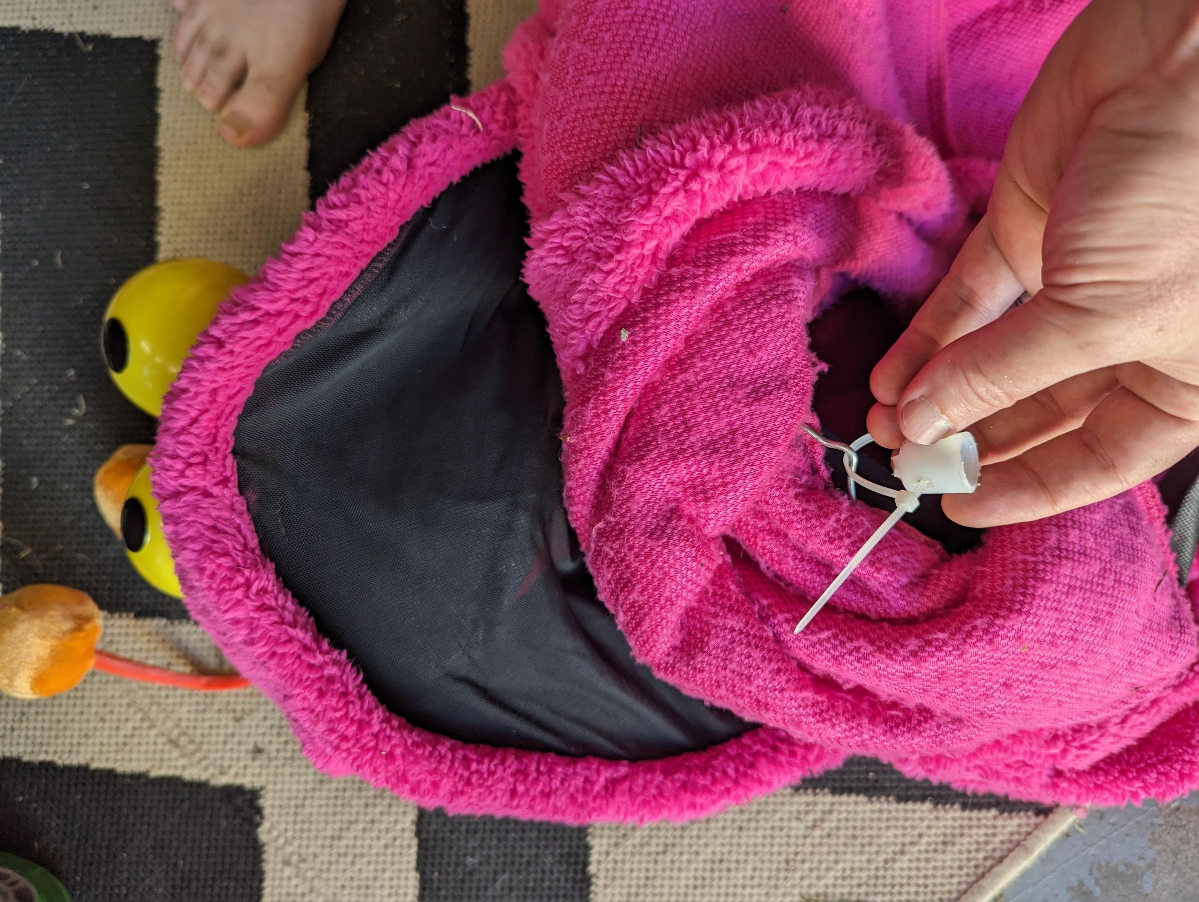 Remote Controlled Yip Yip With Sound, Lights, and Moving Mouth : 15 Steps (with Pictures ...